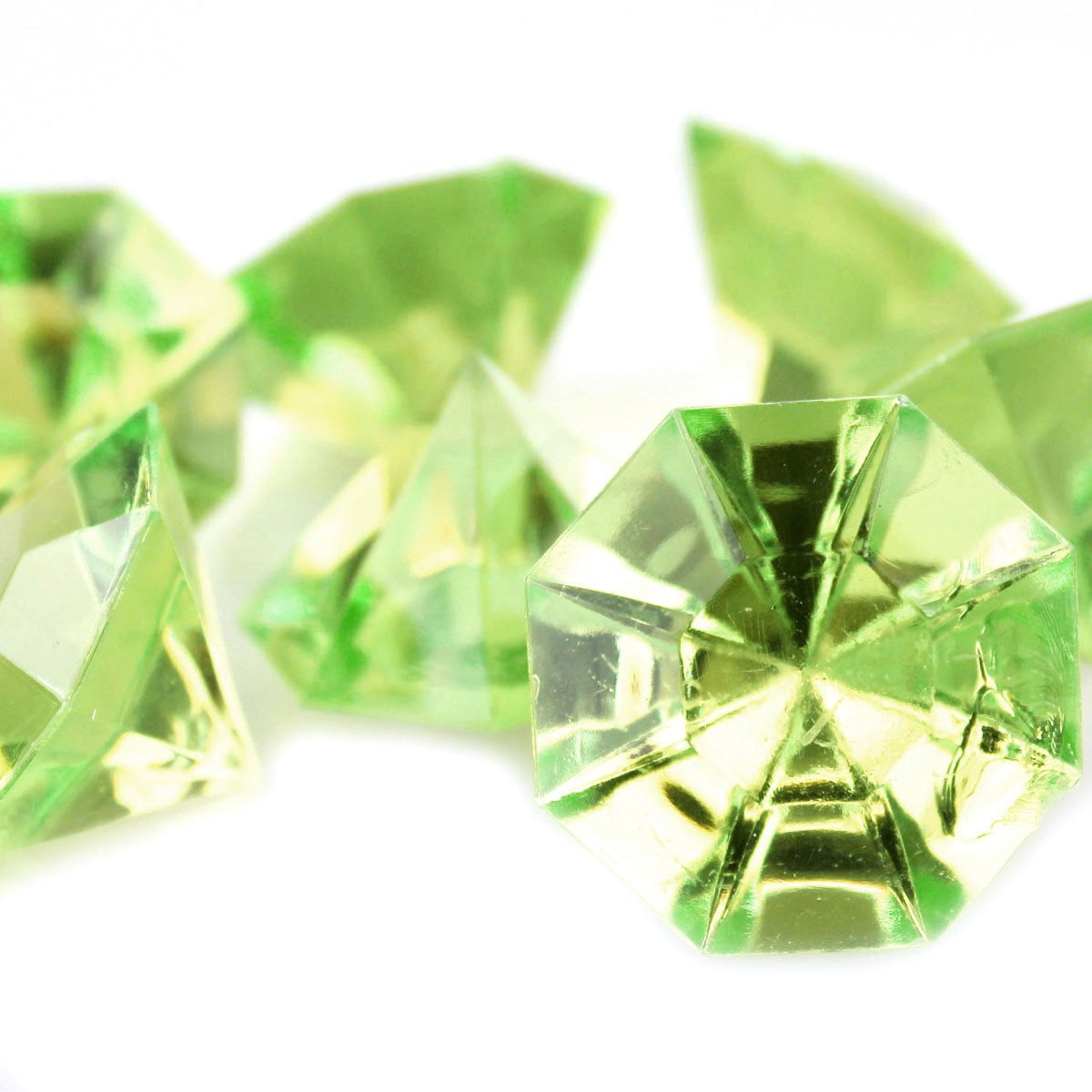 Carat Acrylic Diamond Table Scatter, 1-3/8-inch, 50-Piece, Apple Green ...