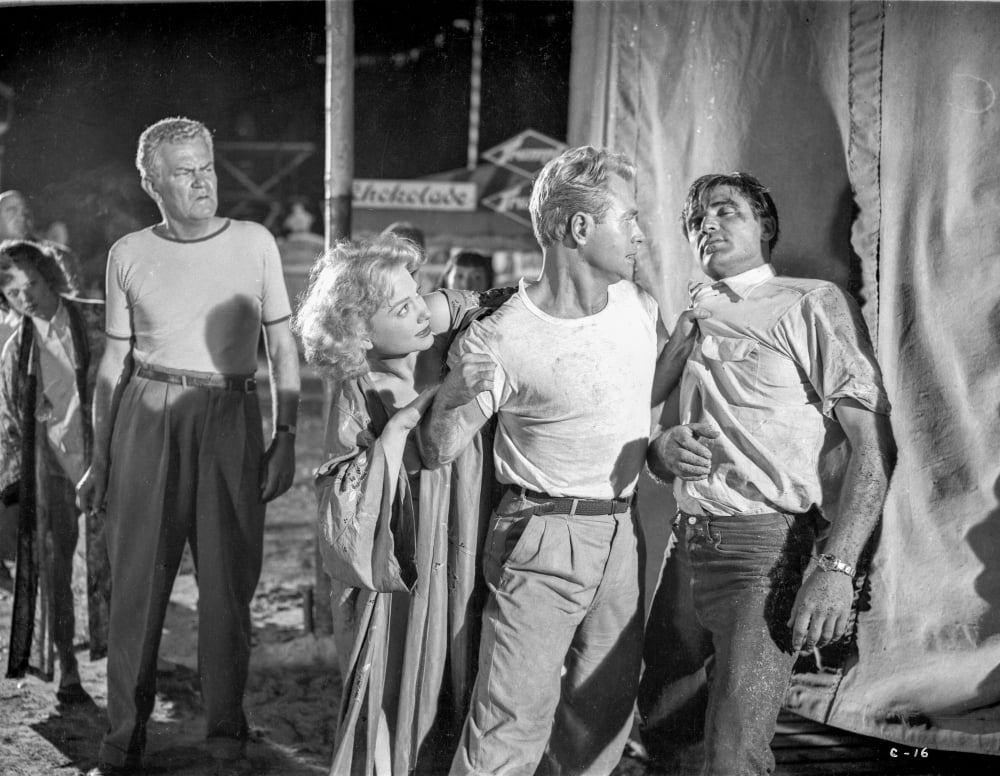 Carnival Story Fight Scene Photo Print (24 x 30) - Walmart.com