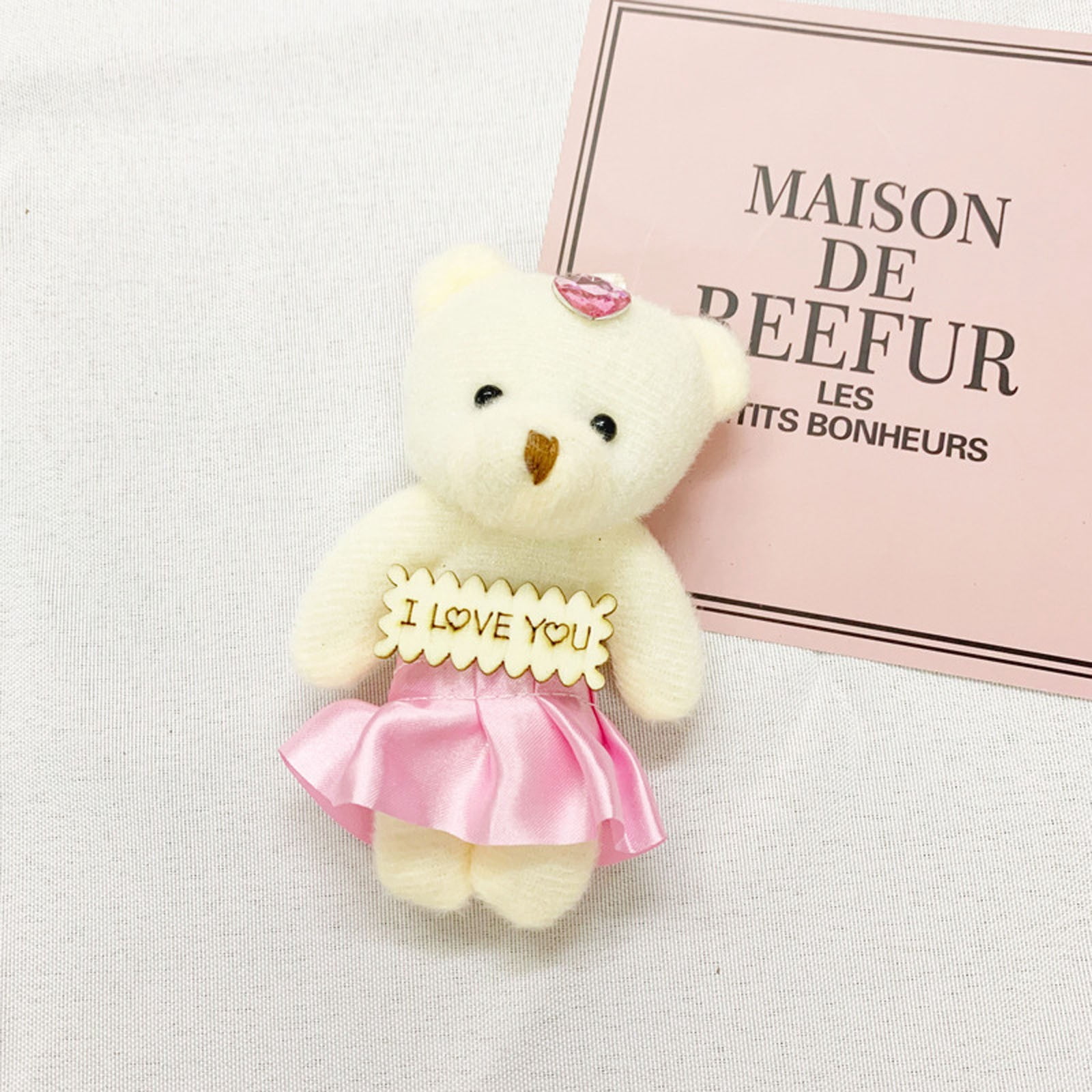 Cartoon Bouquet Bear Figurine - Cute Teddy Bear Holding Flowers Statue ...