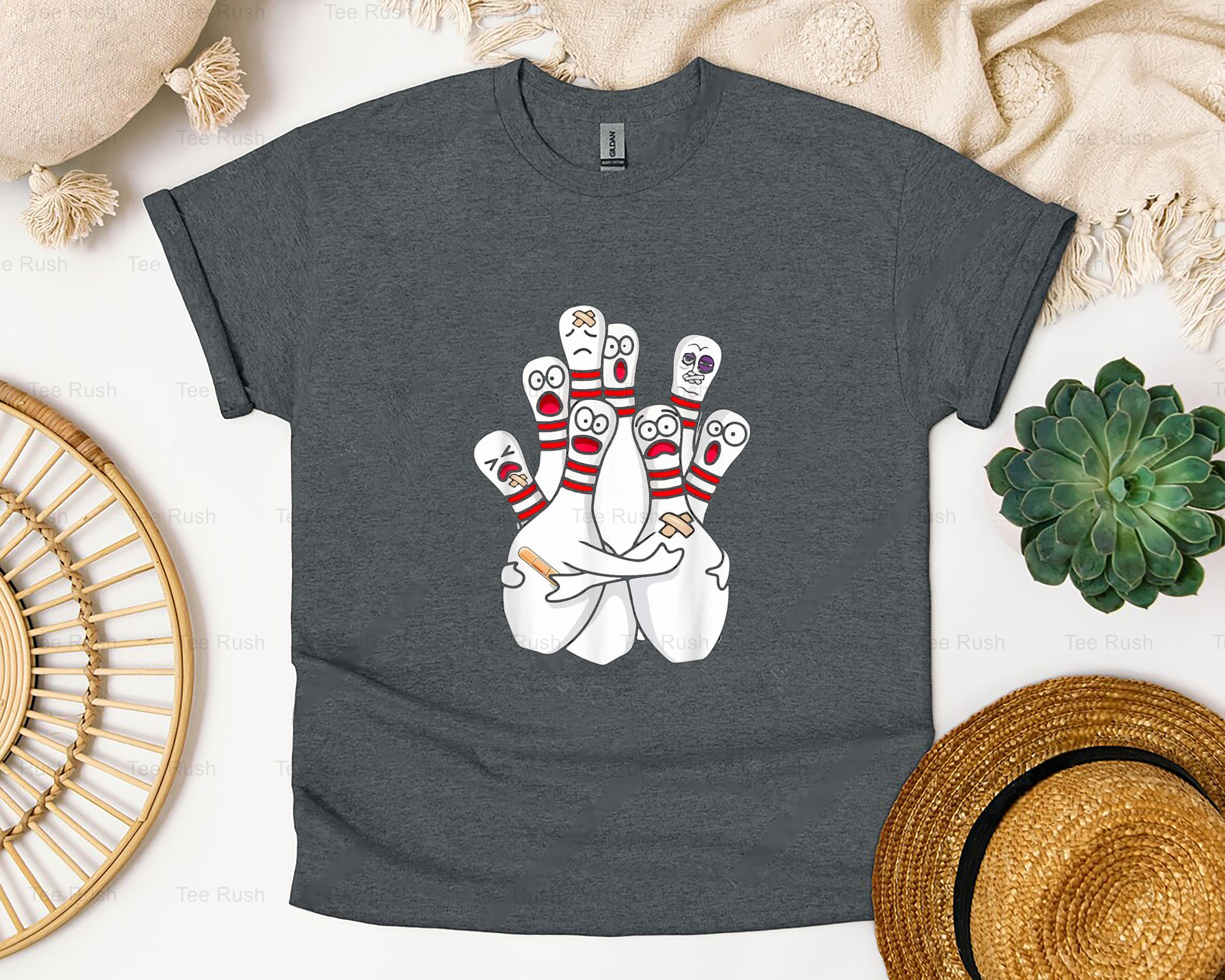 Cartoon Bowling Scared Bowling Pins Funny Sport Hobby Player Humor Gift ...