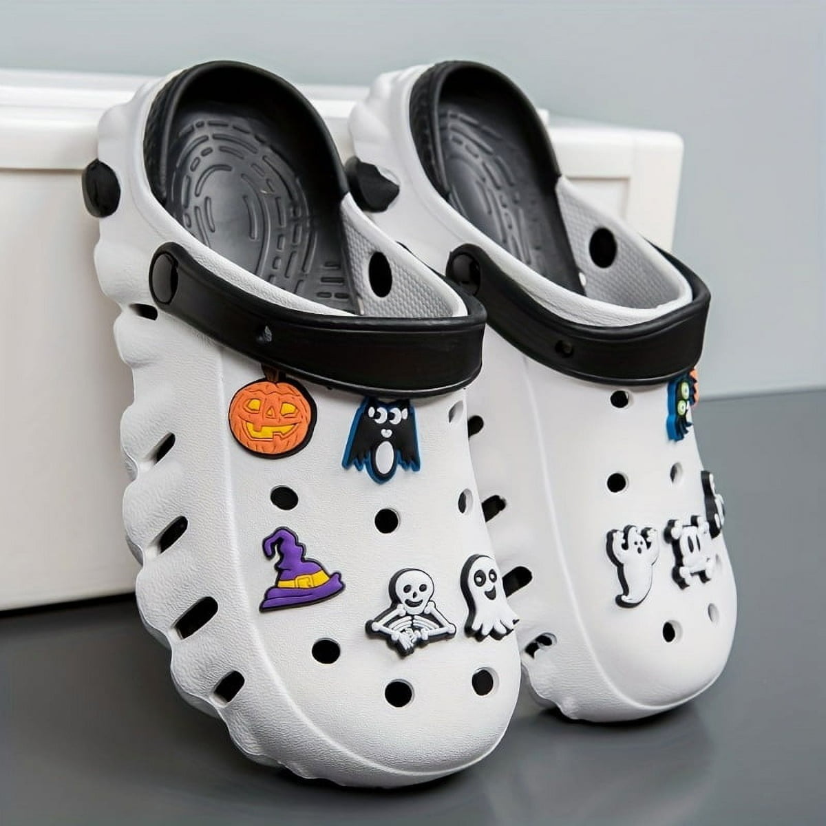 Cartoon Charmed Clogs Casual Soft-Sole Slip-On for Outdoor Comfort ...