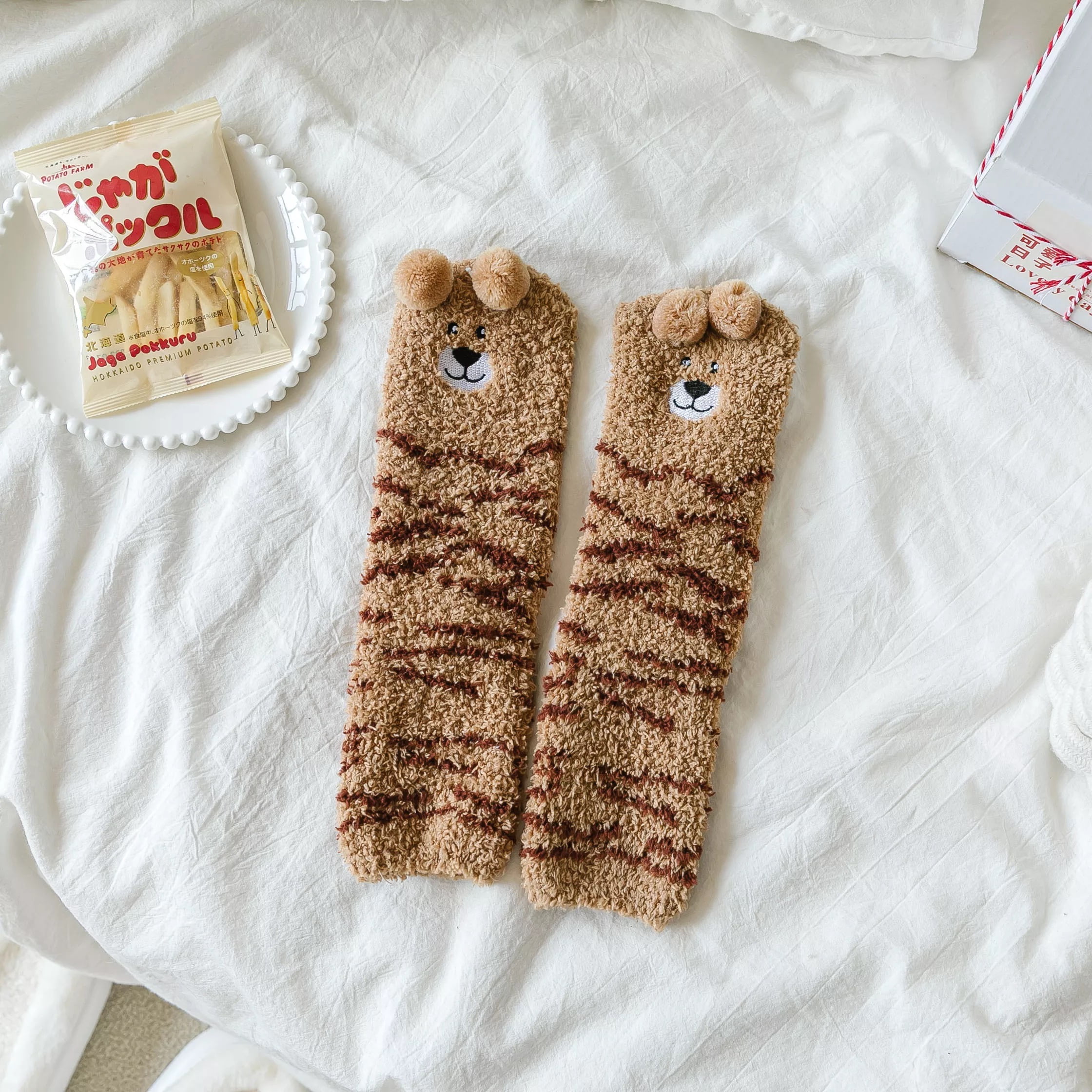 Cartoon Socks,Women Fun Novelty Crew Character Warm, Comfy & Cozy ...