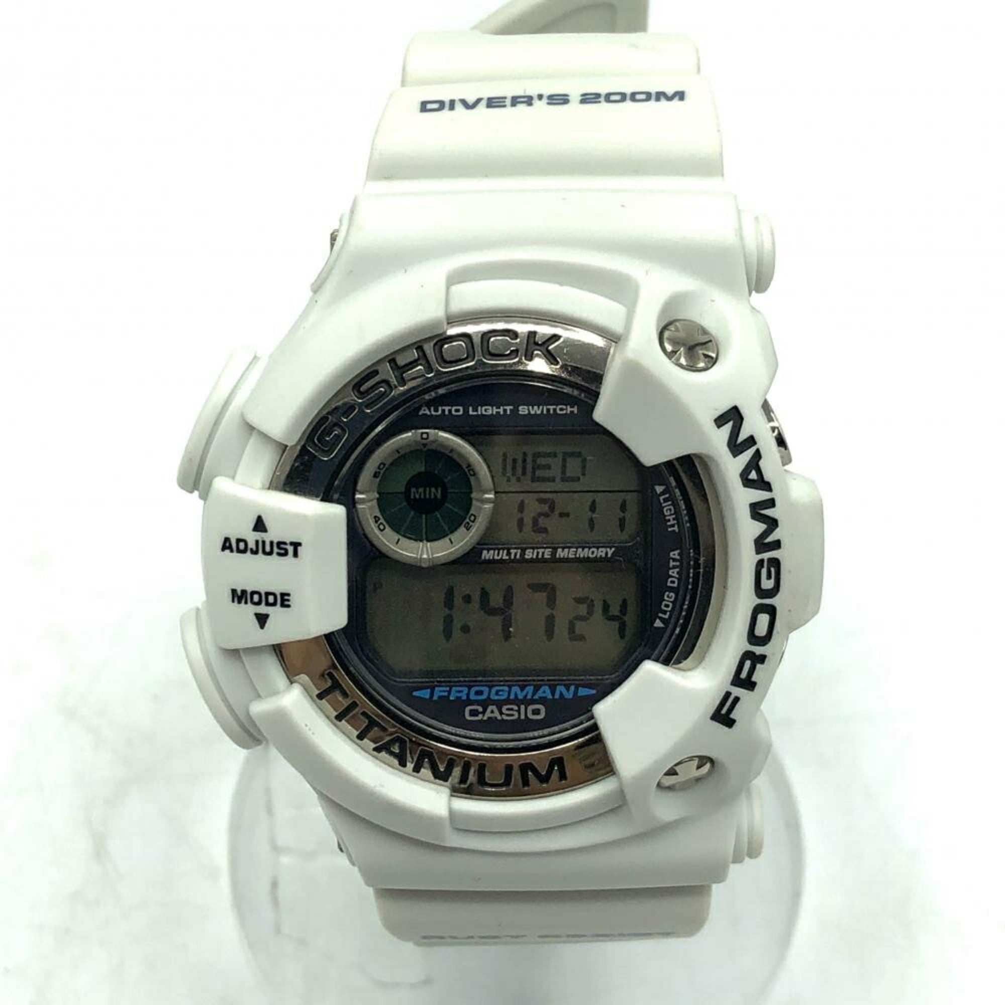 Pre-Owned Casio G-SHOCK DW-9900LG-8 FROGMAN White Watch G-Shock (Good ...