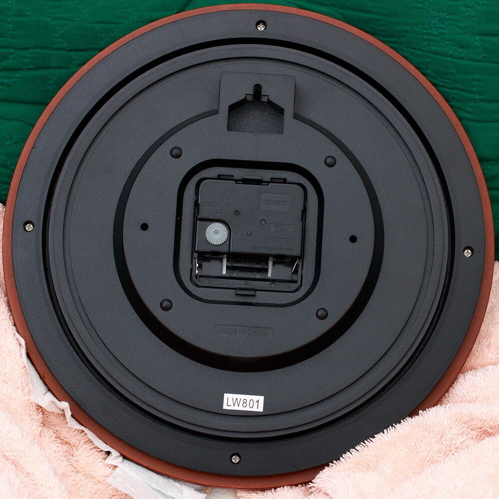 Casio IQ-126-5B Round Wood Frame White Face Easy to Read Wall Silent ...