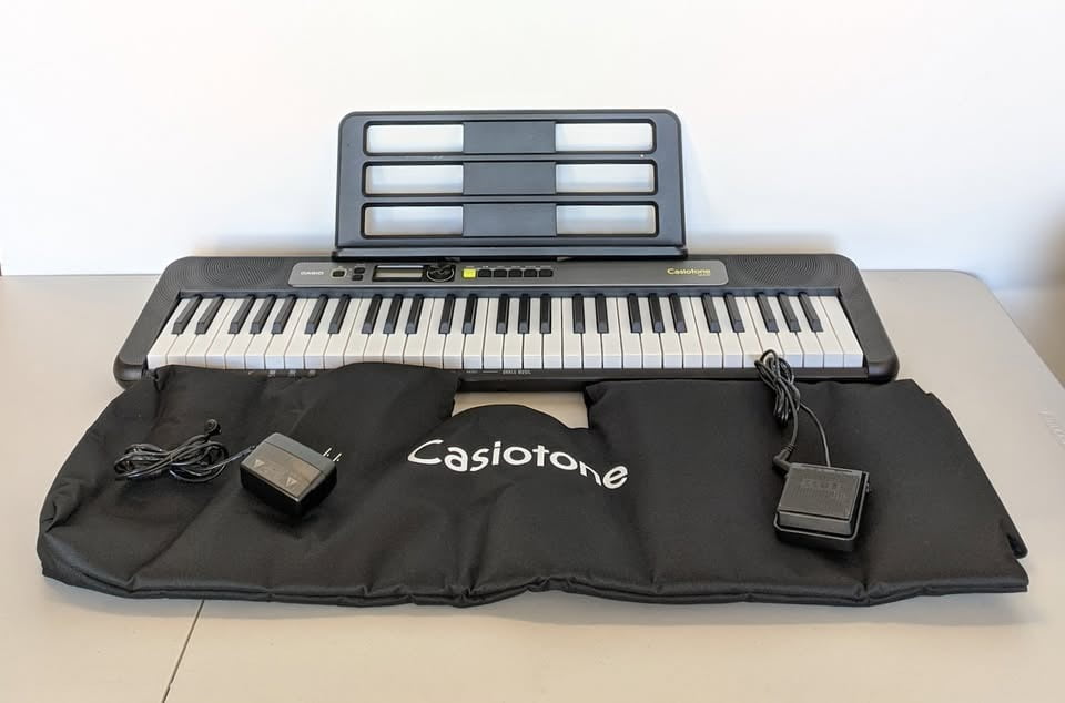 Pre-Owned Casio LK-S245 Keyboard with illuminated Keys - Walmart.com