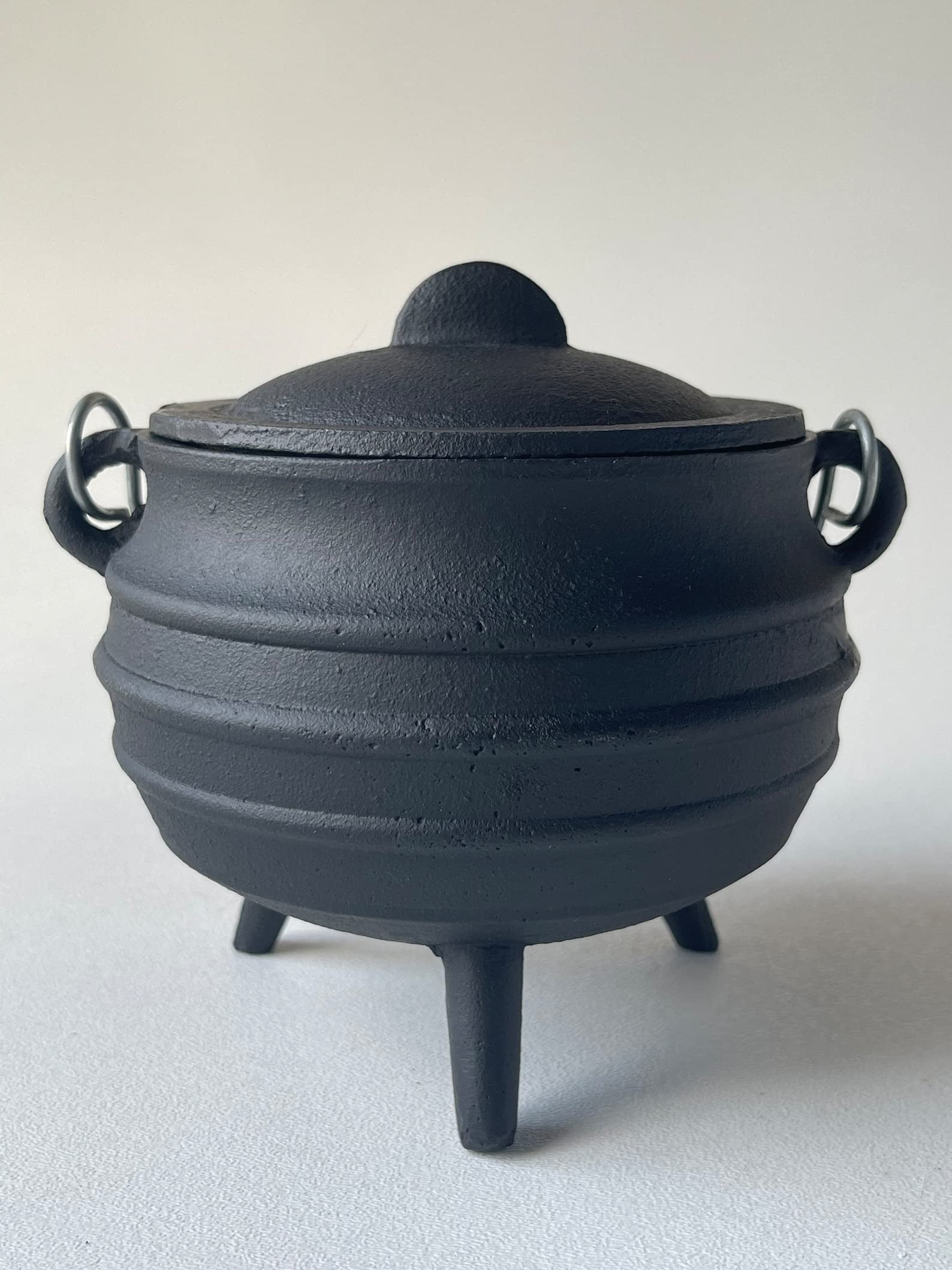 Cast Iron Ribbed Cauldron with Lid and Handle, Ribbed Style 5.25 ...