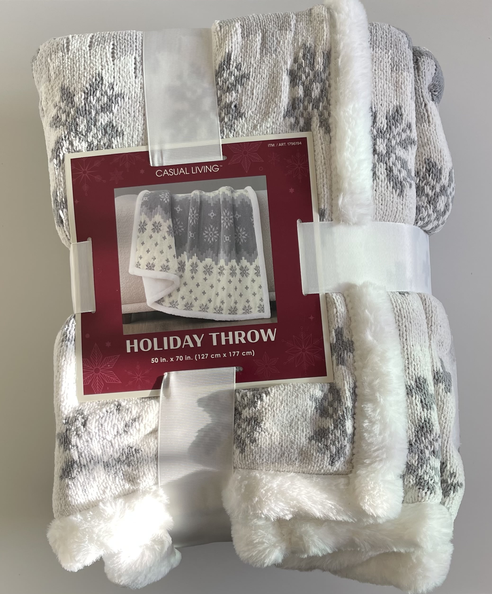 Casual Living Holiday Throw Blanket, Gray (50 in x 70 in) - Walmart.com