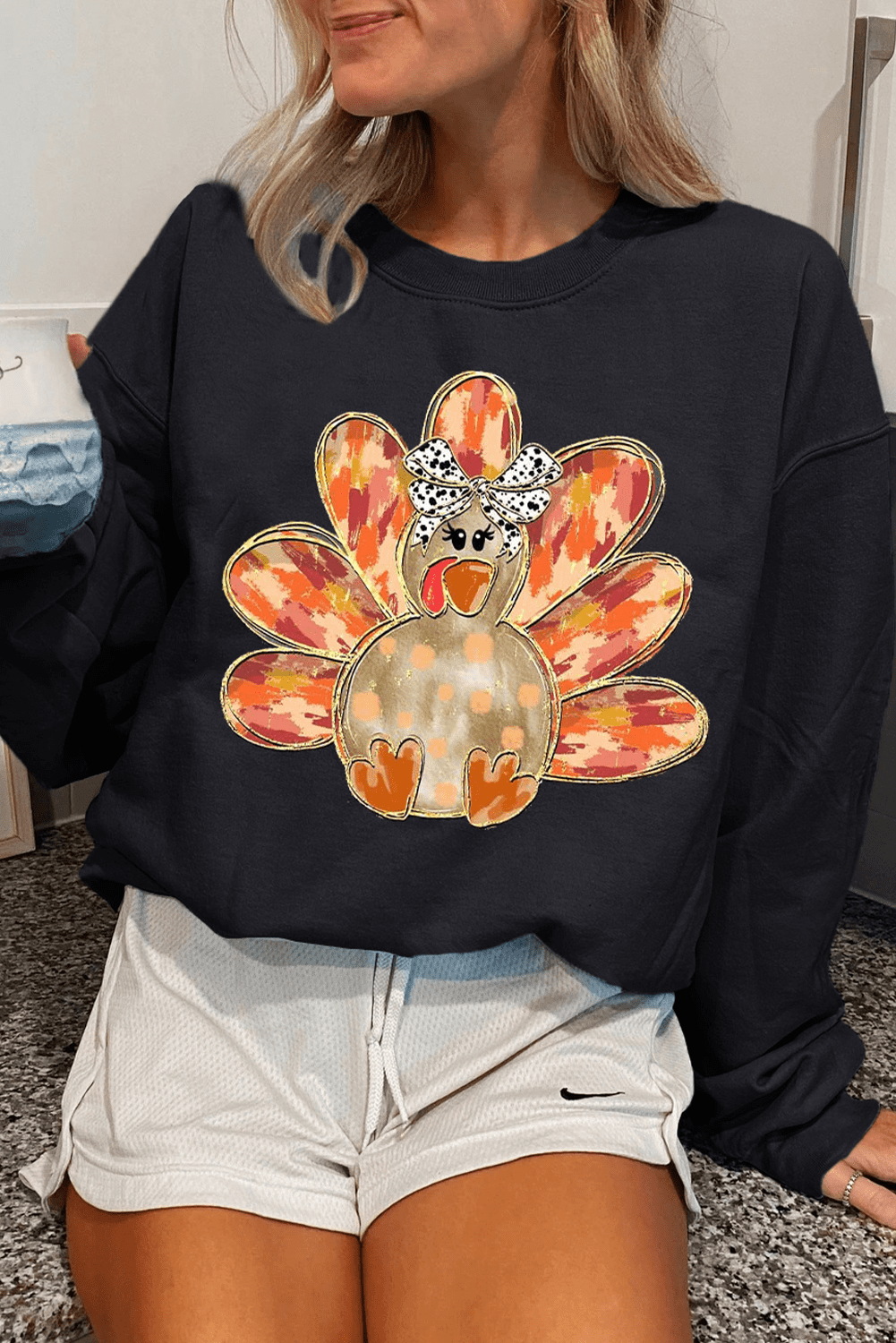 Casuashion Elegant Black Turkey Graphic Drop Shoulder Sweatshirt - Cozy ...