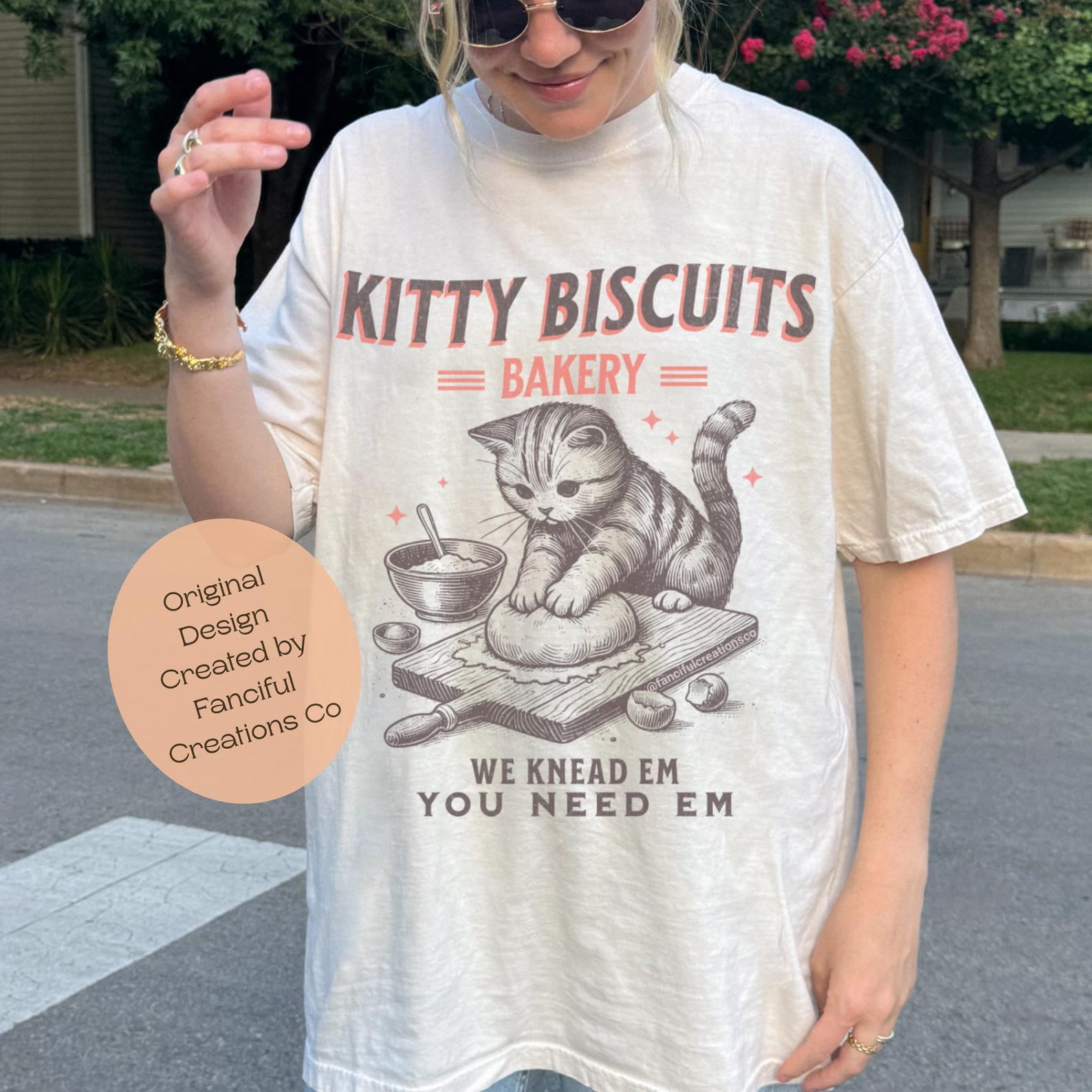 Cat Biscuit Shirt, Cute Kitty Biscuits Bakery Retro Style Graphic Tee, Funny Baking Gifts for ...