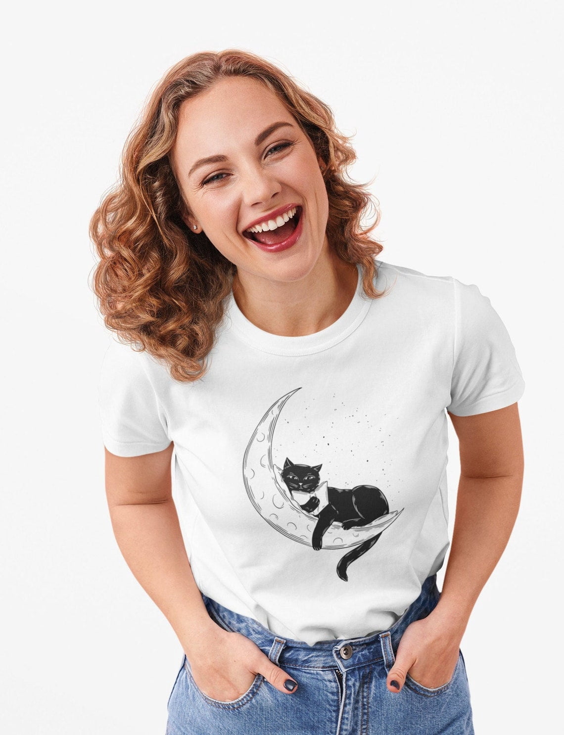 Cat Reading On The Moon Book Animal Motif T-Shirt - Walmart.com