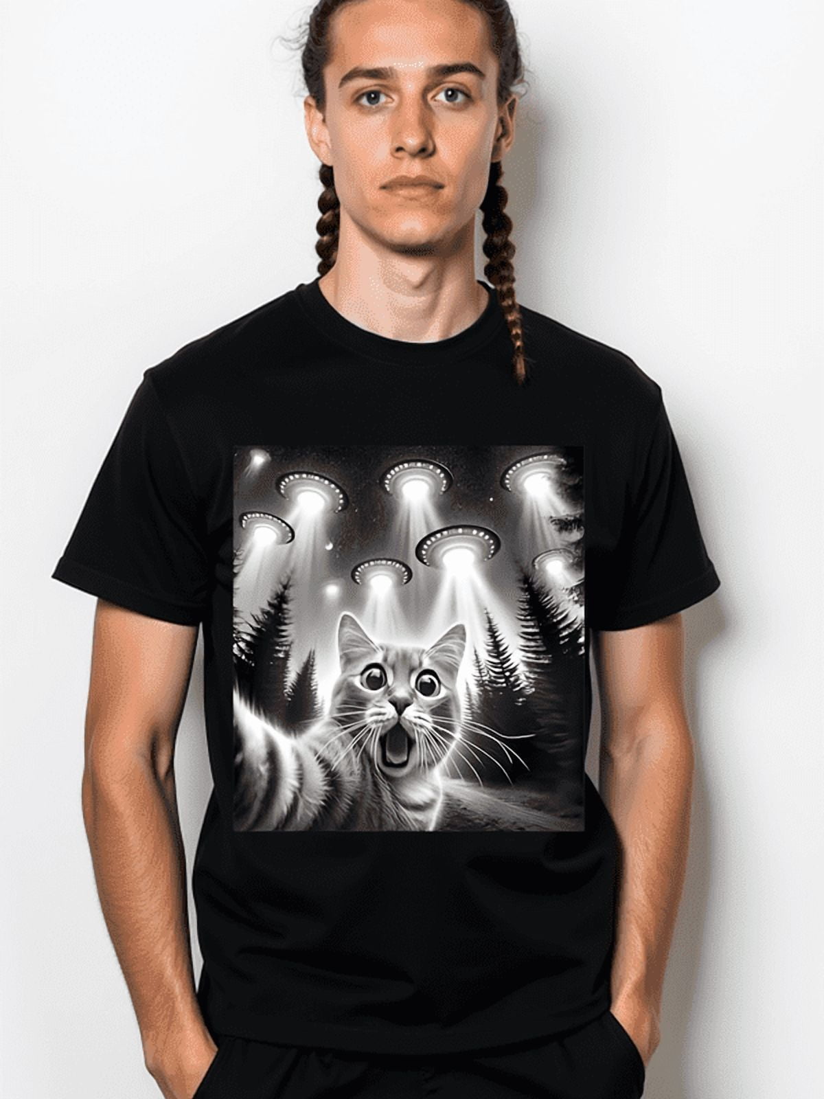 Cat Selfie with Alien UFO Surprised Scared Cat Lover Funny Gifts for ...