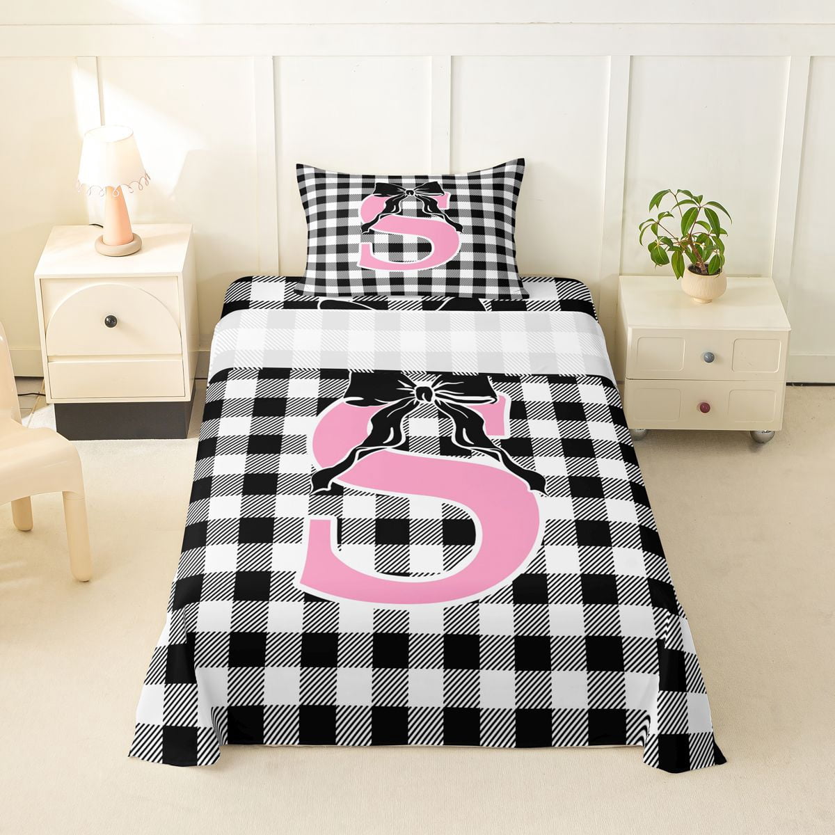 Catabedysis Black Checkered Pattern Twin Sheets,Personalized Letter S ...