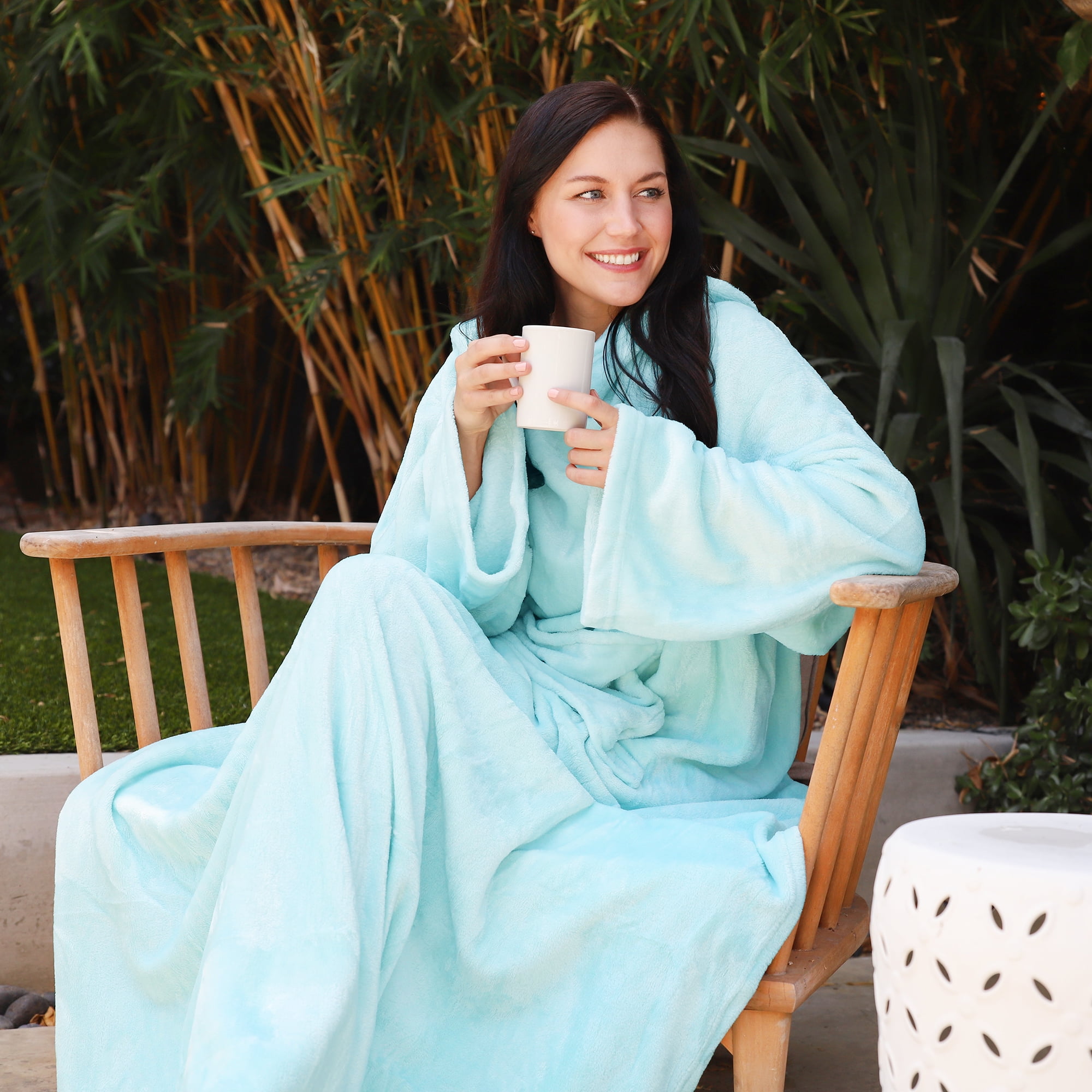 Catalonia Oversized Adult Wearable TV Blanket with Sleeves, Micro Plush ...