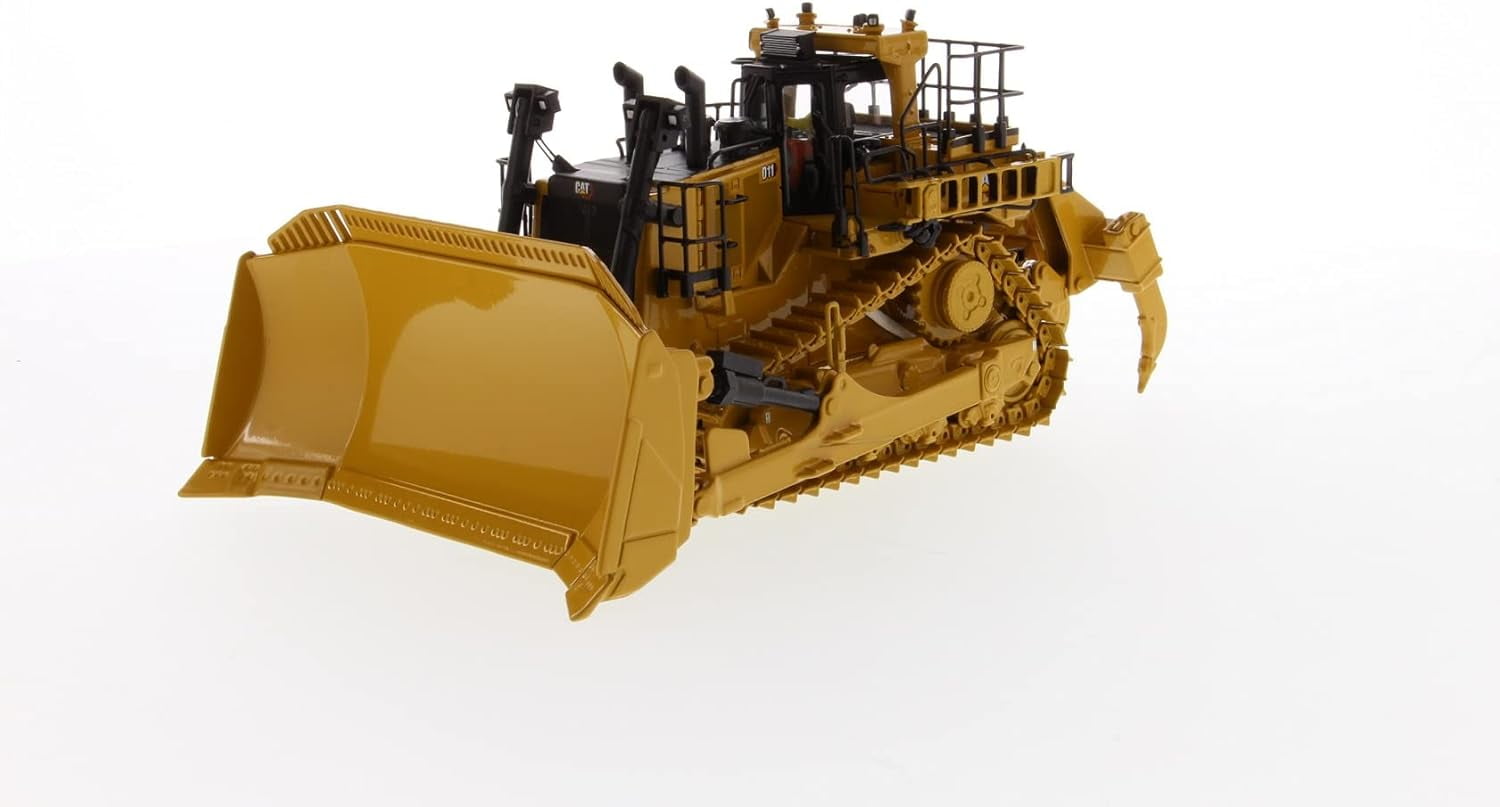 Diecast Masters 1:50 Caterpillar D11 Track-Type Tractor - TKN Design ...