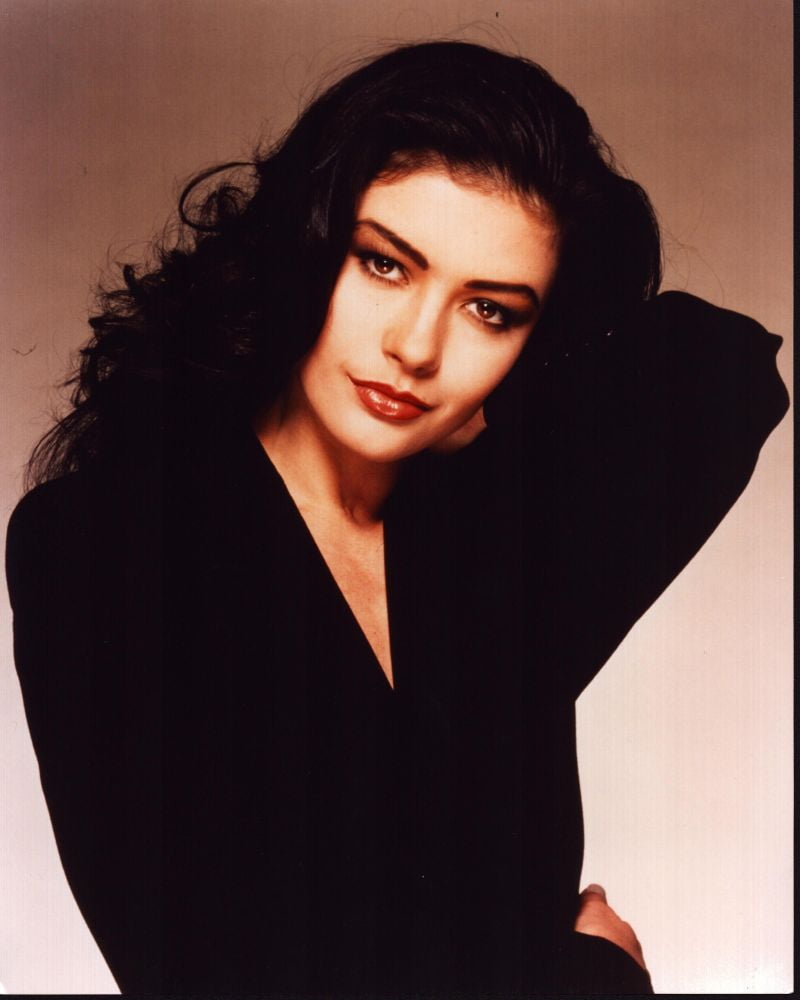 Catherine Zeta-Jones Headshot In Black With Arm Up Photo Print (16 x 20 ...