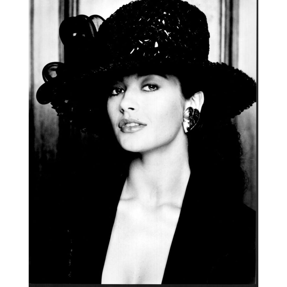 Catherine Zeta-Jones Headshot With Hat For Splitting Heirs Black And White Photo Print - Item ...