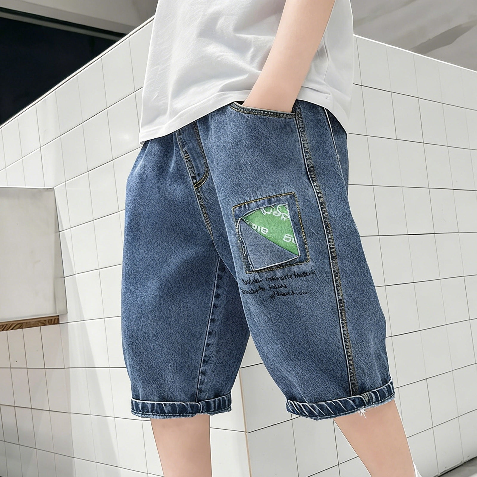 Ceisia Kids Denim Bermuda Shorts with Patch Pocket and Printed Detail ...