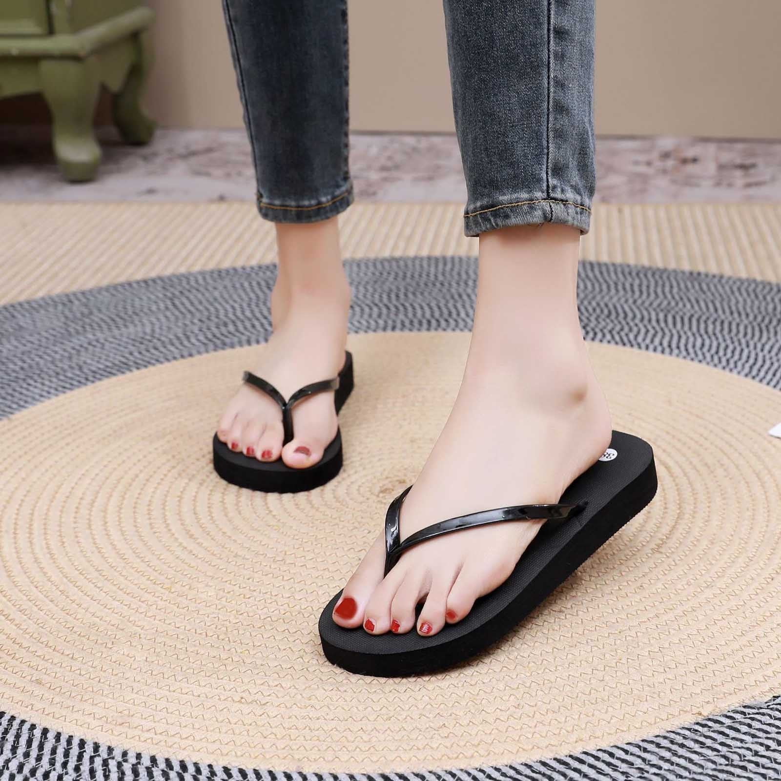 Censtreet Womens Basic Flip Flops with Arch Support Comfort Beach Thong ...