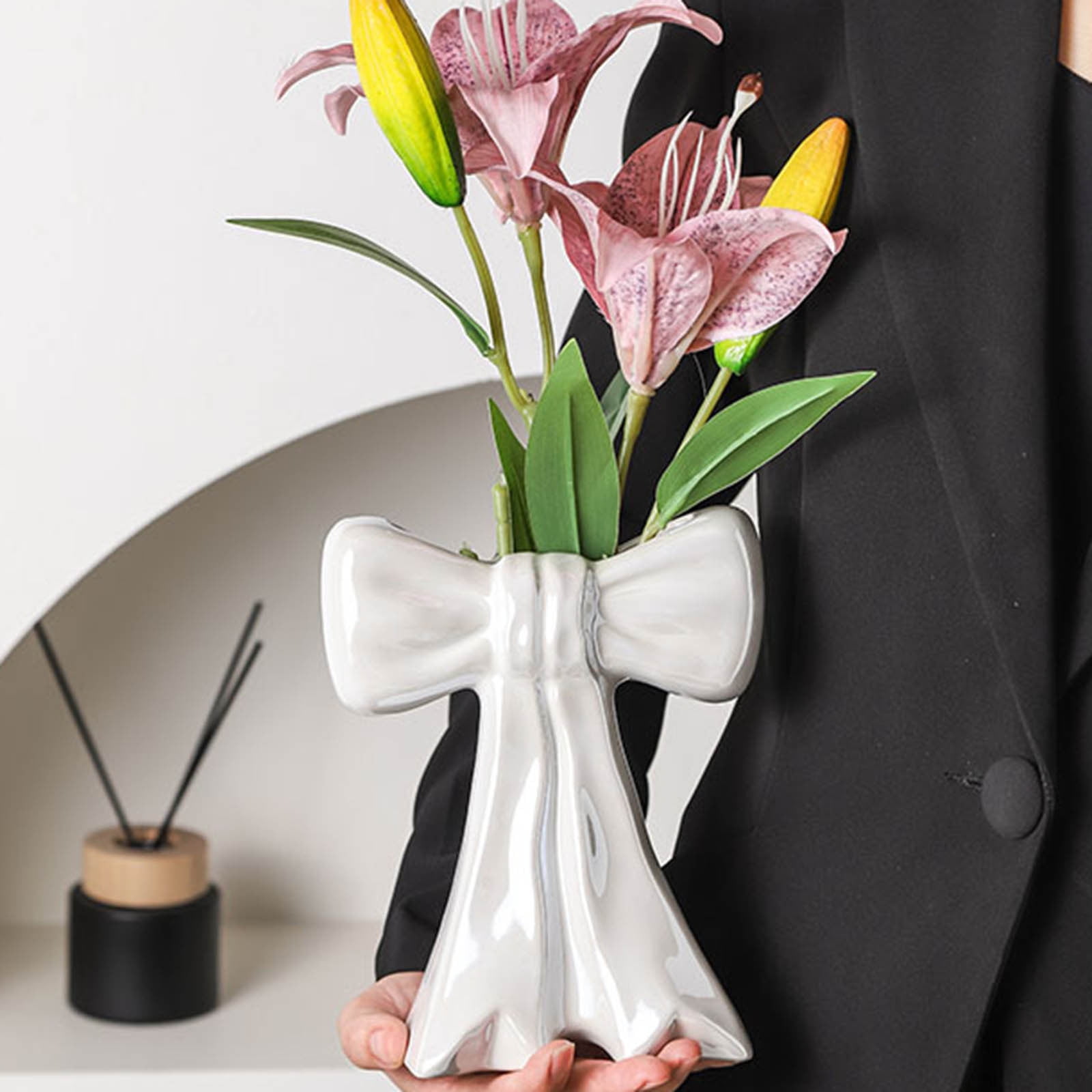 Ceramic Bow Vase Sculpture - Adorable Cute Desk & Shelf Decor, Unique ...