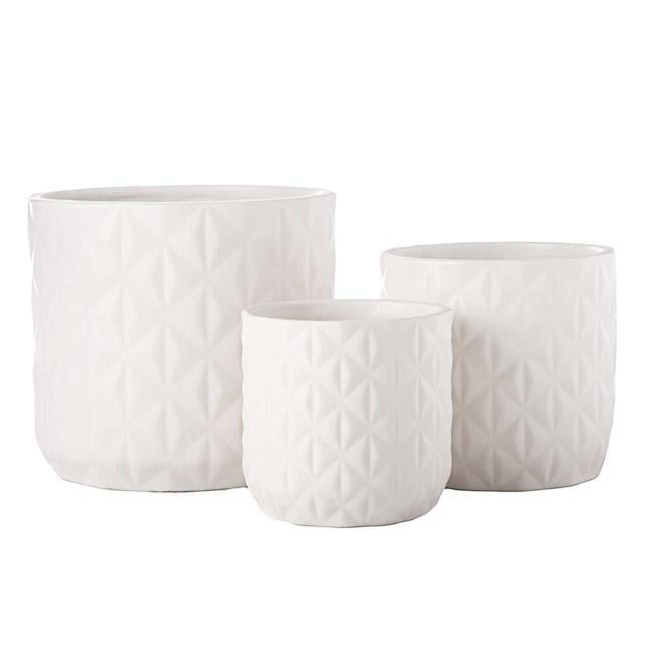 Ceramic Round Pot with Embossed Diamond Seamless Pattern Design Body ...