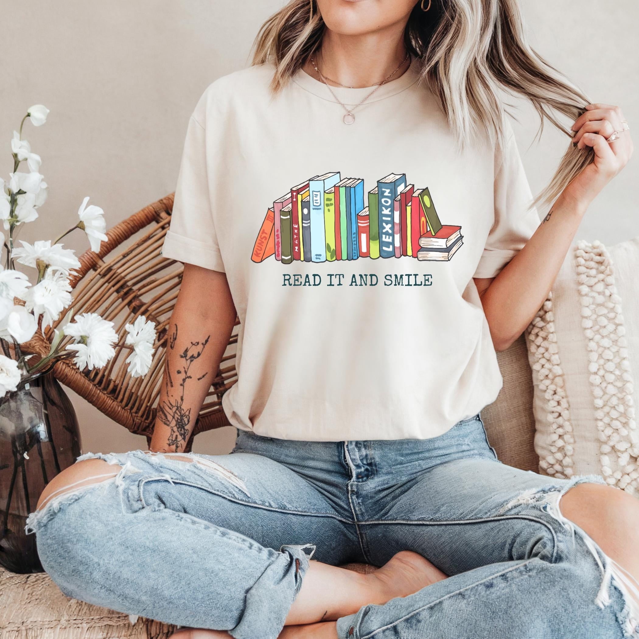 ChaChaCoo Personalized Book Lover Shirt – Back to School Library Tee ...