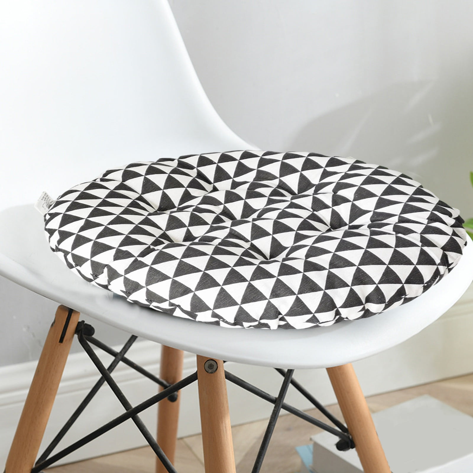 Chair Cushions Set of 2 16 inch Comfortable Fluffy Tufted Round Chair ...