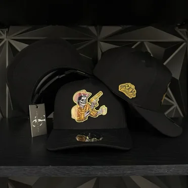 Nintendo Classic NES Controller - Gamer's Large Snapback Hat, Gray and ...