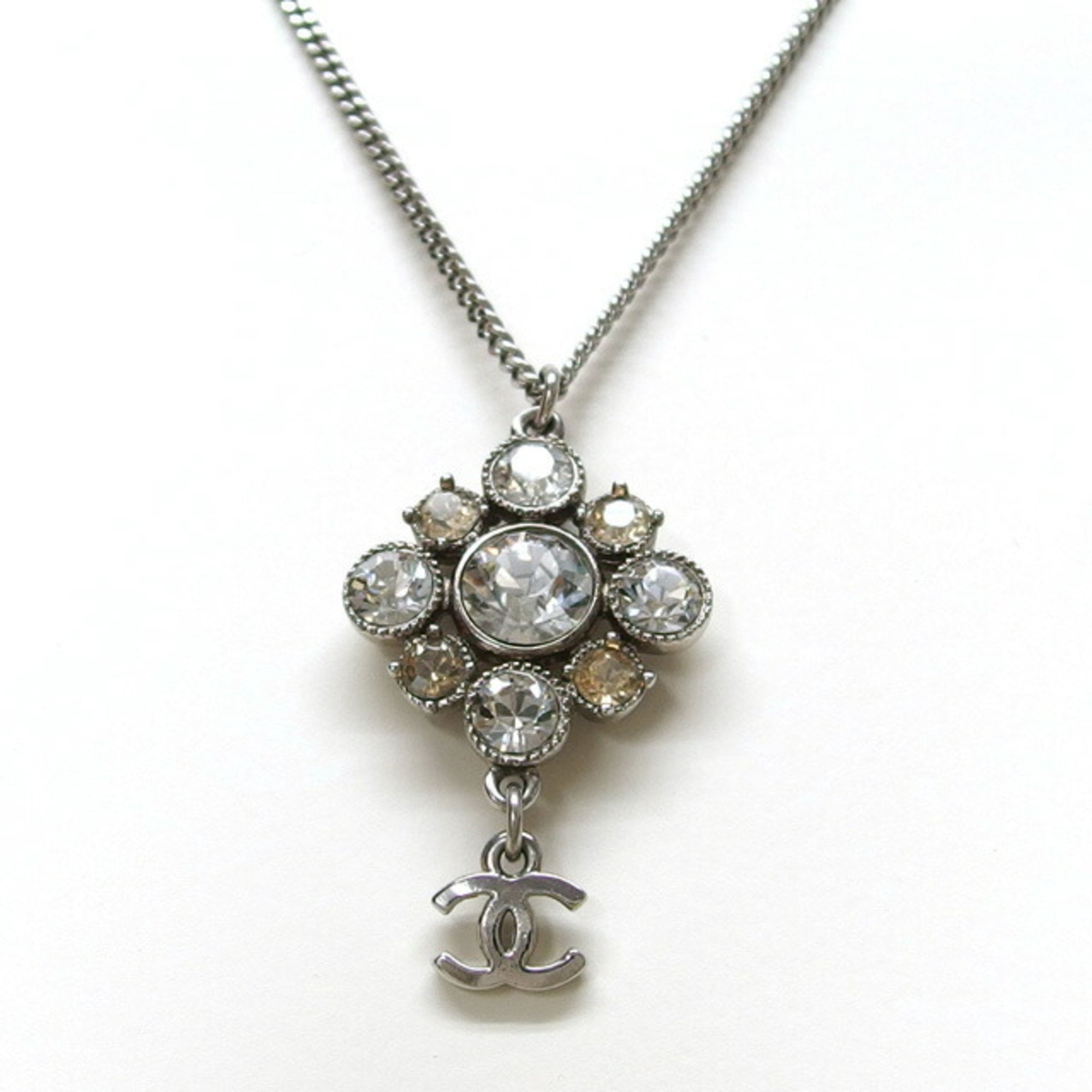 Pre-Owned Chanel Flower Motif Coco Mark Necklace 10V (Good) - Walmart.com