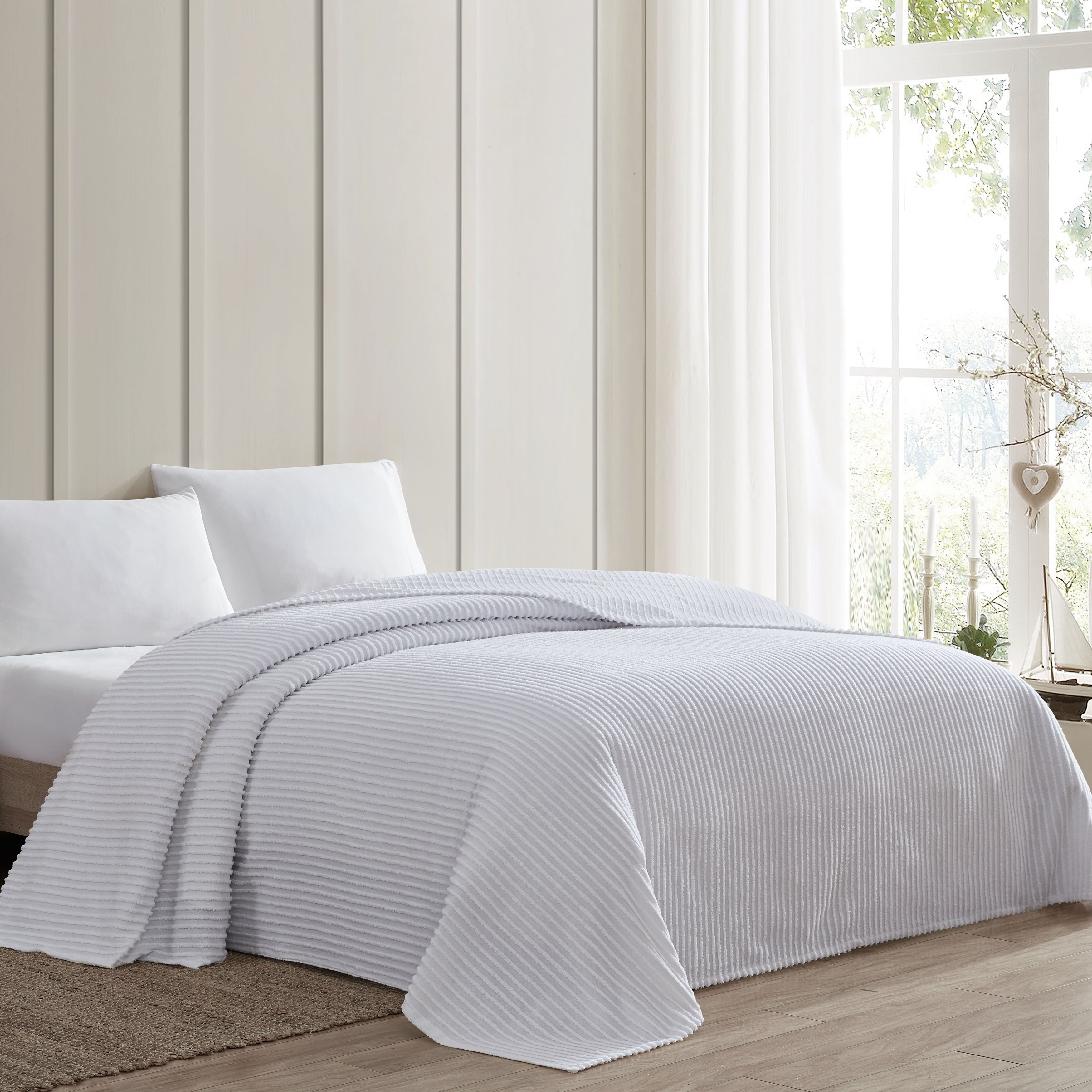 Channel Chenille Bedspread White Queen - Walmart.com