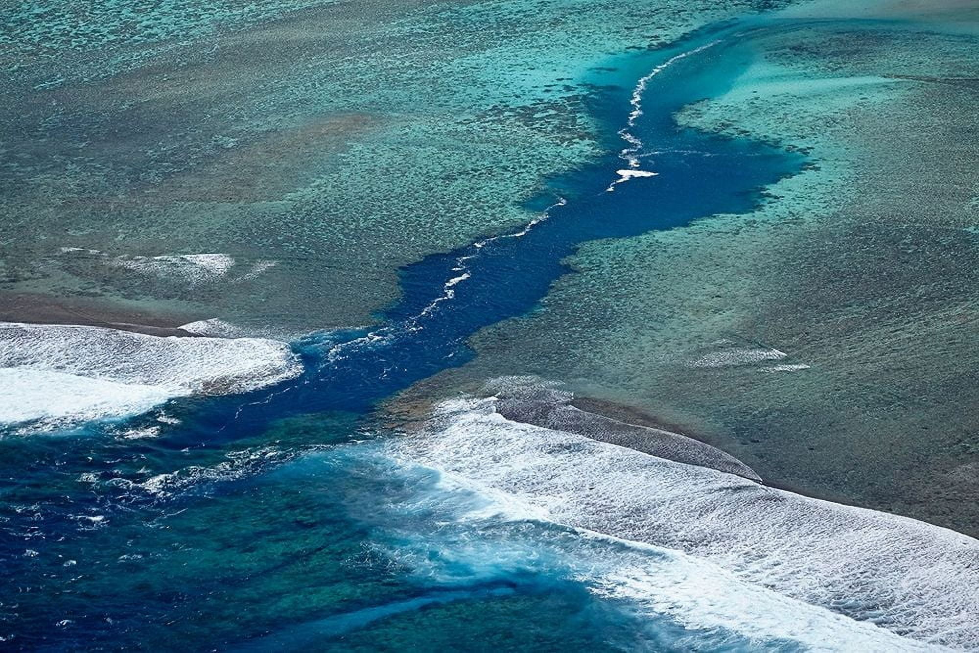 Channel in the reef-Avaavaroa Tapere-by Turoa Beach-Rarotonga-Cook ...