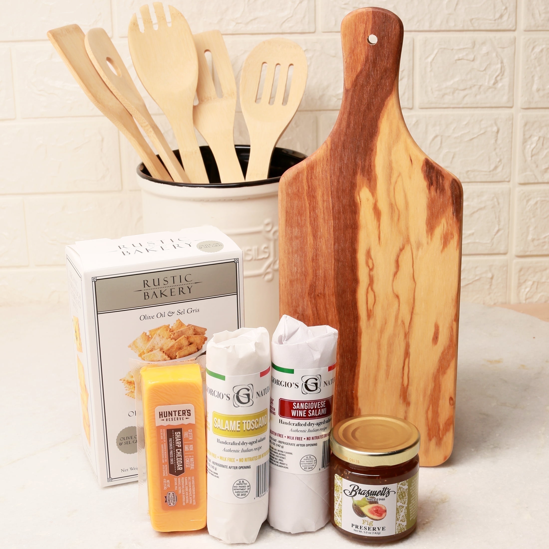 Charcuterie by Sergio Olivewood 8-Piece Cheese and Meat Gift Set ...