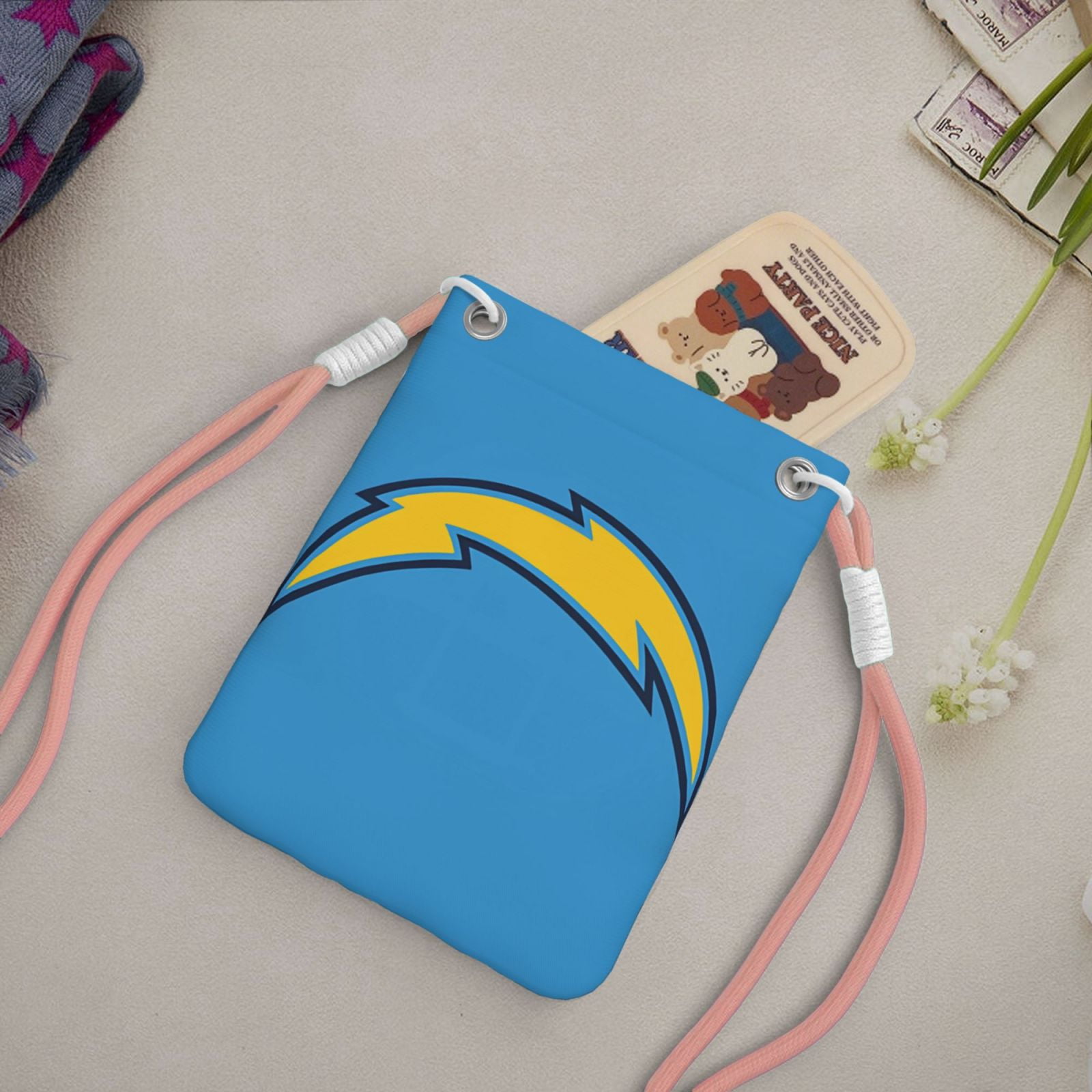 Chargers Carry A Mobile Phone Bag Diagonally Small Lightweight and ...