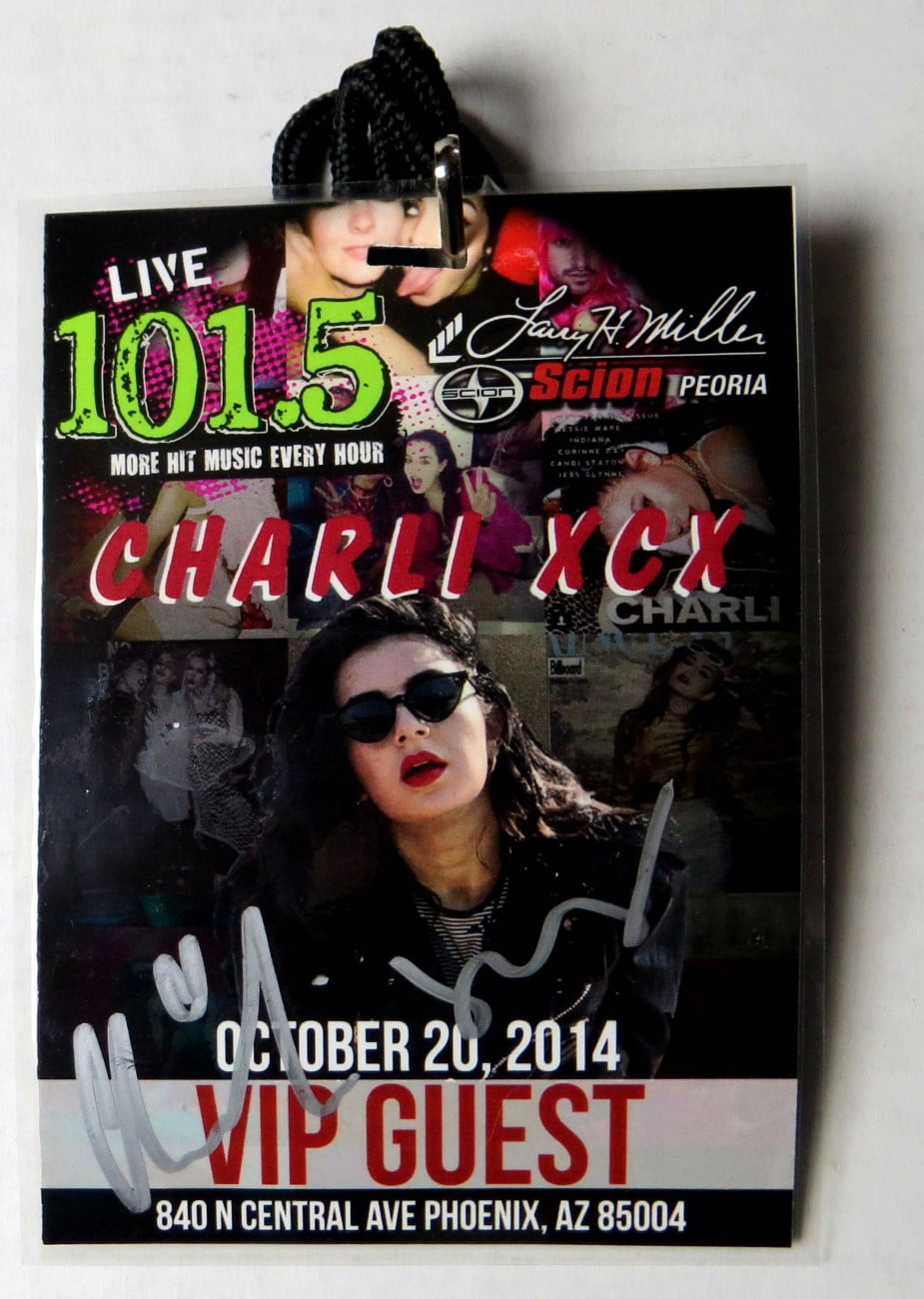 Charlotte Aitchison Charli XCX Signed Autograph VIP Laminated Pass JSA ...