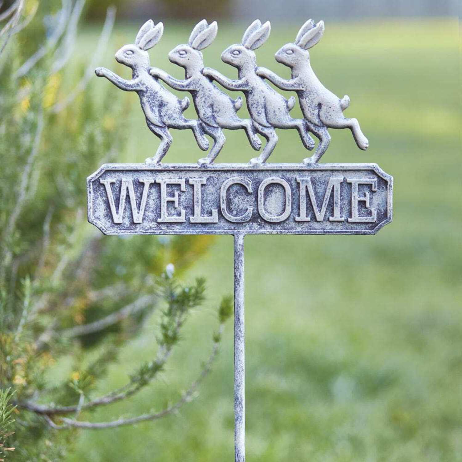 Charming Dancing Bunny Welcome Cast Iron Garden Stake - Walmart.com