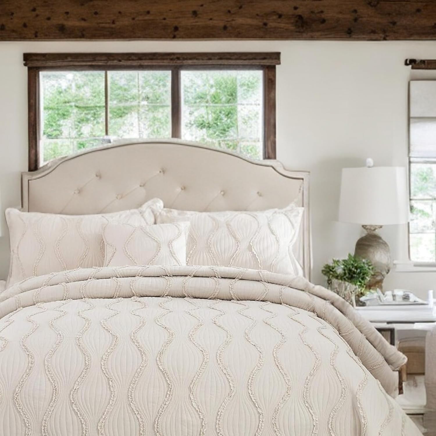 Charming French Country Tufted Cotton Bedspread - Tan Beige Hourglass ...