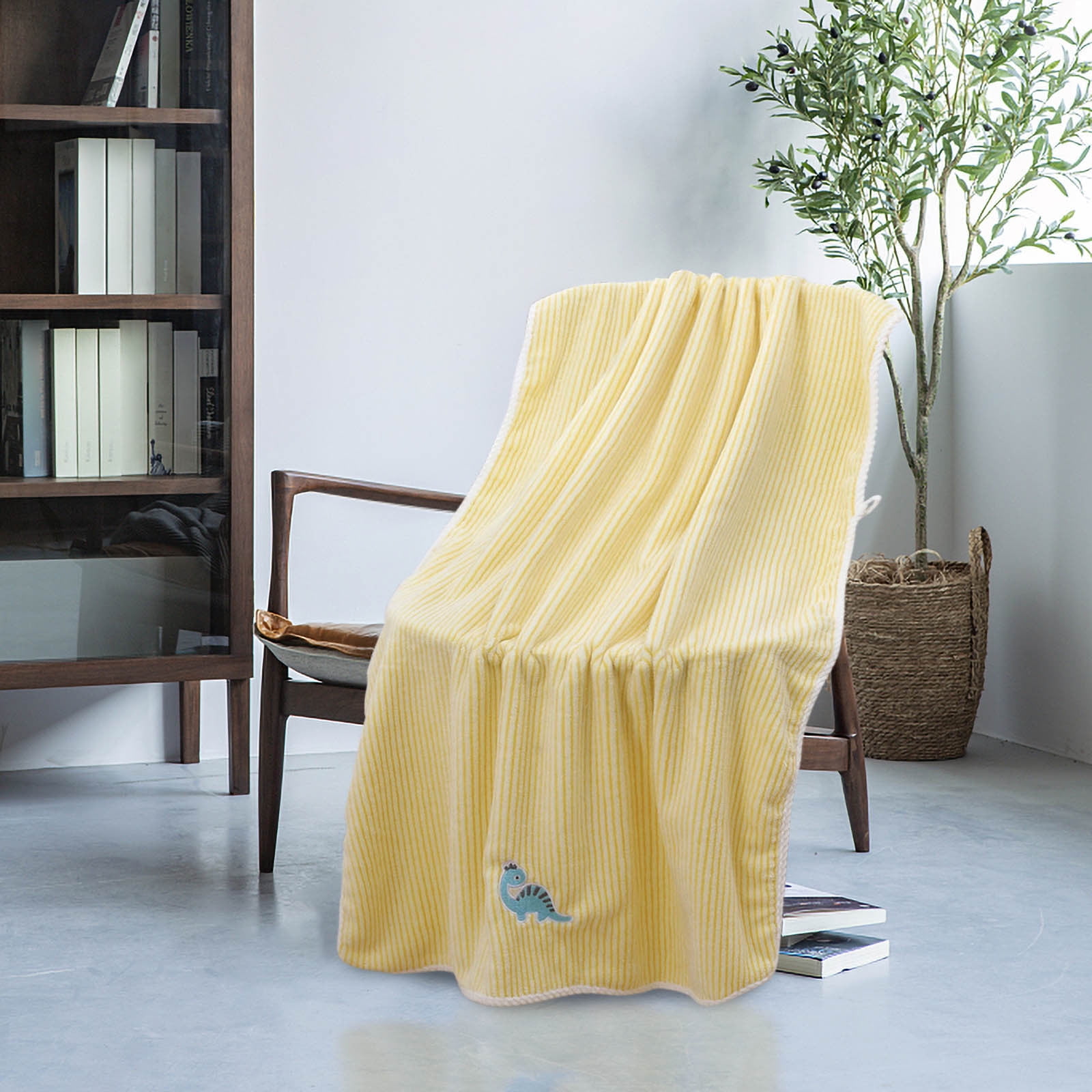 CheAAlet Cute Little Dinosaur Coral Velvet Set - Soft Wearable Bath ...