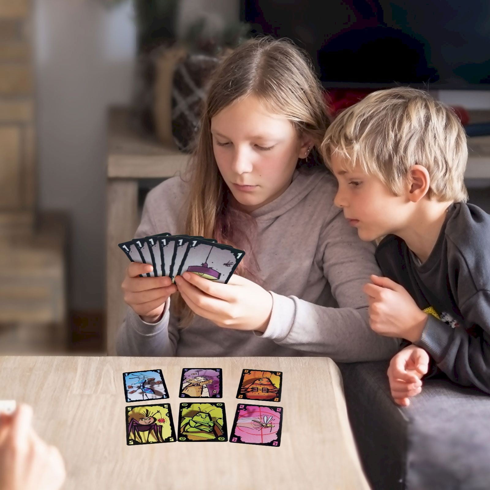 Cheating Moth，Moth Game Easy to Carry Fun Family Card Game for Adults ...