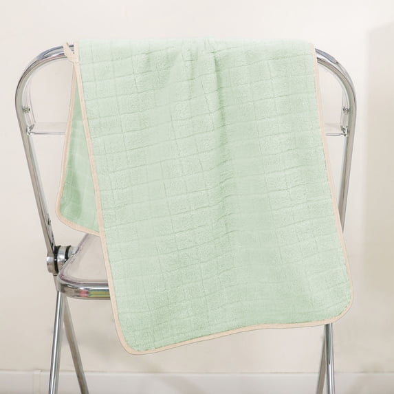 Checkerboard Coral Fleece Quick-Dry Towel – Ultra-Absorbent, Soft ...
