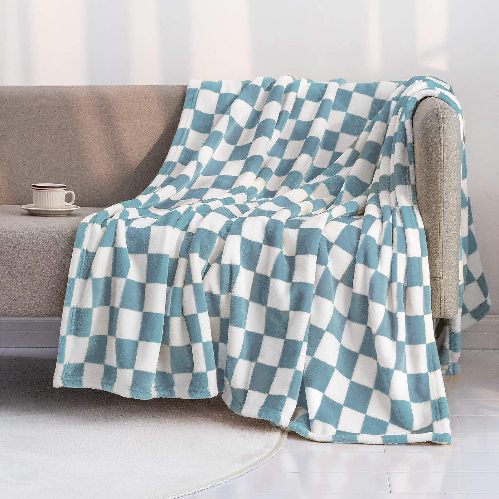 Checkered Flannel Blanket with Black and White Squares Pattern | Soft ...