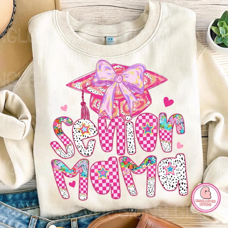 Checkered Senior Mom 2025 Sweatshirt, Class of 2025 Coquette Graduation ...