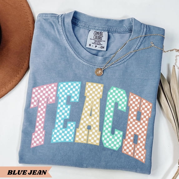 Checkered Teach Shirt Gift for Teacher Retro Teacher Tee Back To School ...