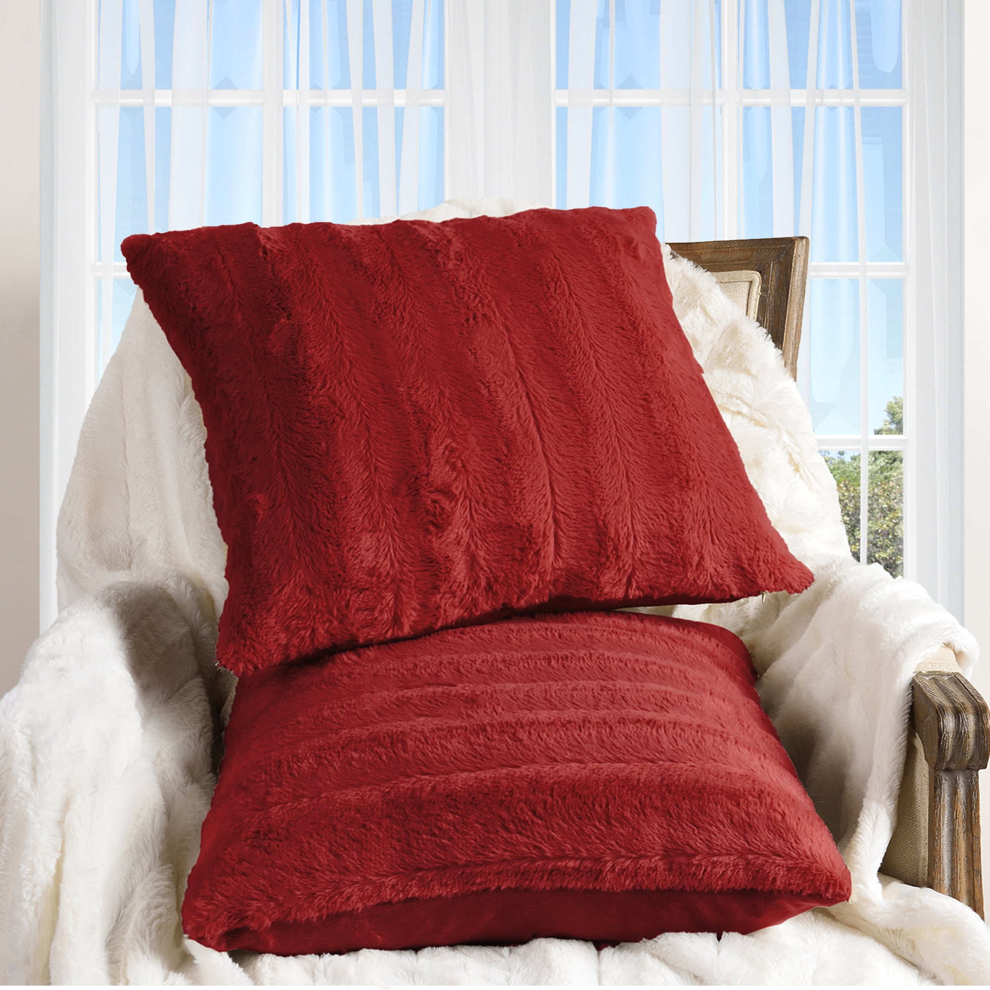 Cheer Collection Faux Fur Throw Pillows 16" x 16", Set of 2 - Maroon ...