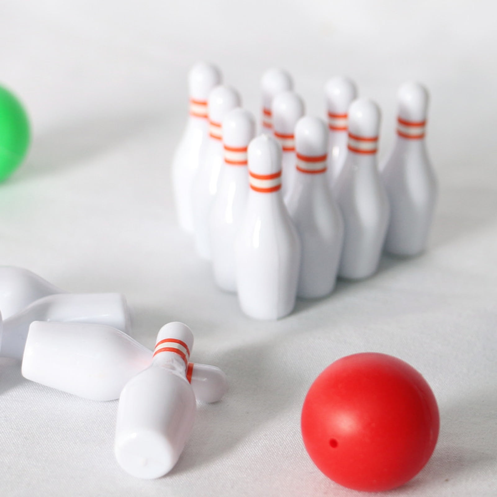 Cheers.US 1 Set Mini Bowling Toy Scene Simulation Bowling Games Set ...