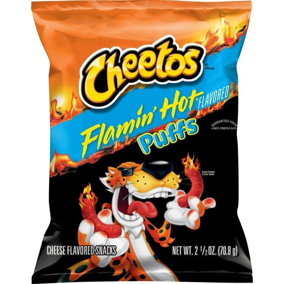 Cheetos Puffs Cheese Flavored Snacks Flamin' Hot Flavored, 2.5 oz Bag ...