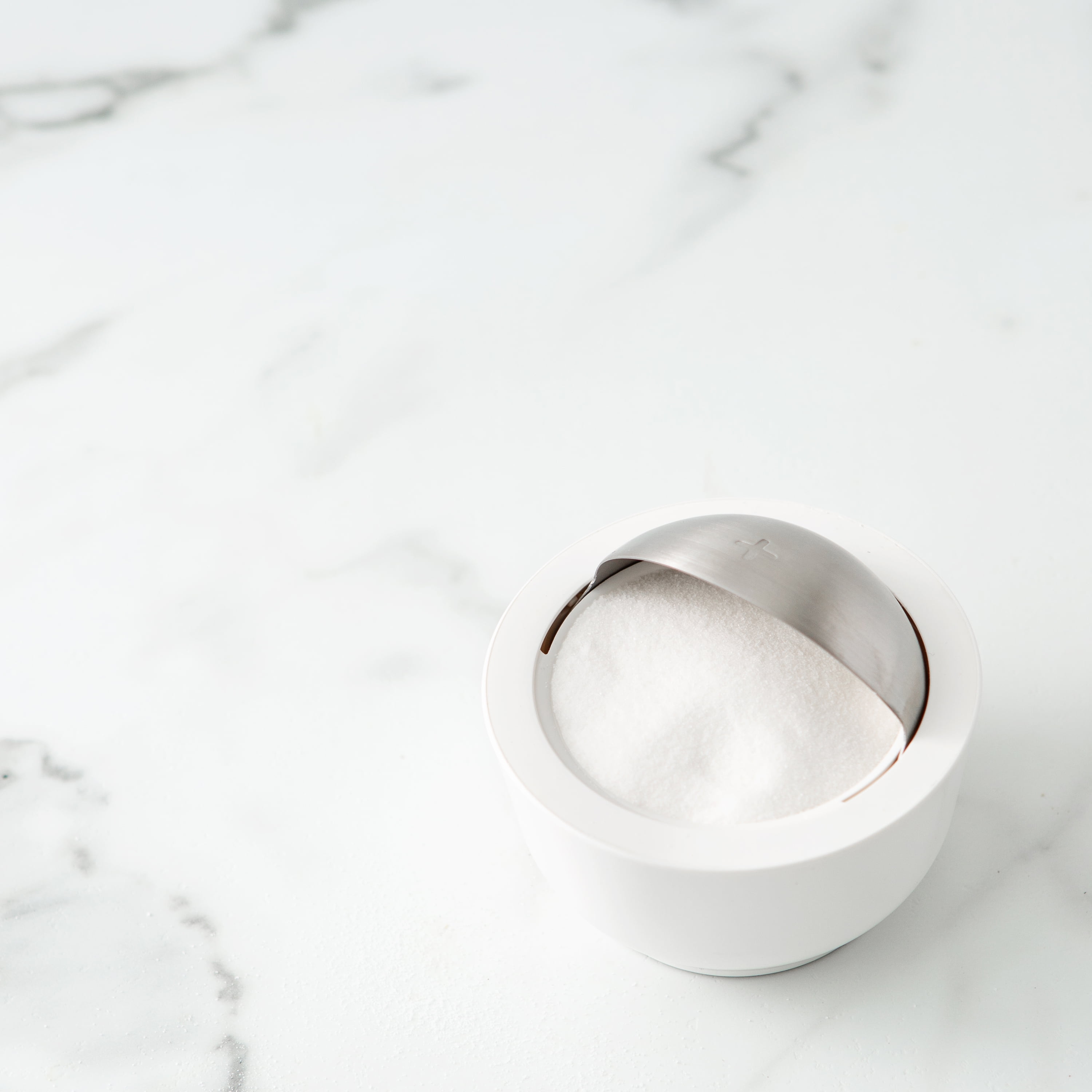 Chef'n Dash Salt Cellar with Flip Top Cover, White - Walmart.com