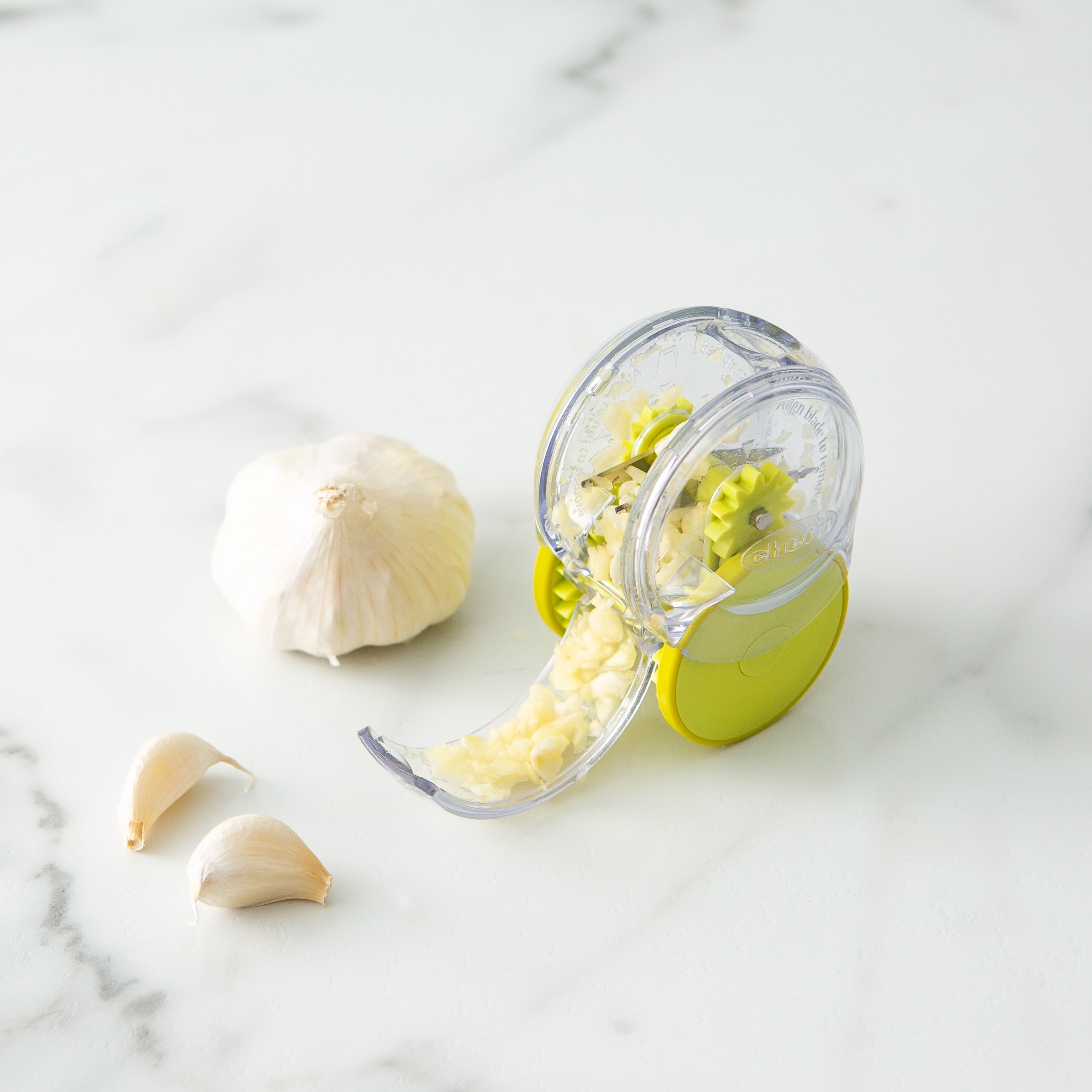 Chef'n GarlicZoom Garlic Chopper in Green, Garlic Press - Walmart.com