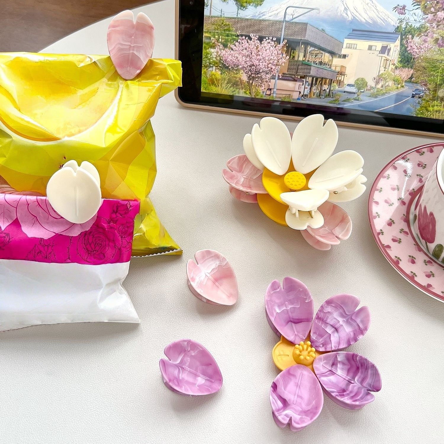 Cherry Sealing Clip Refrigerator Sticker Bag Snack Clamp Flower Petal ...