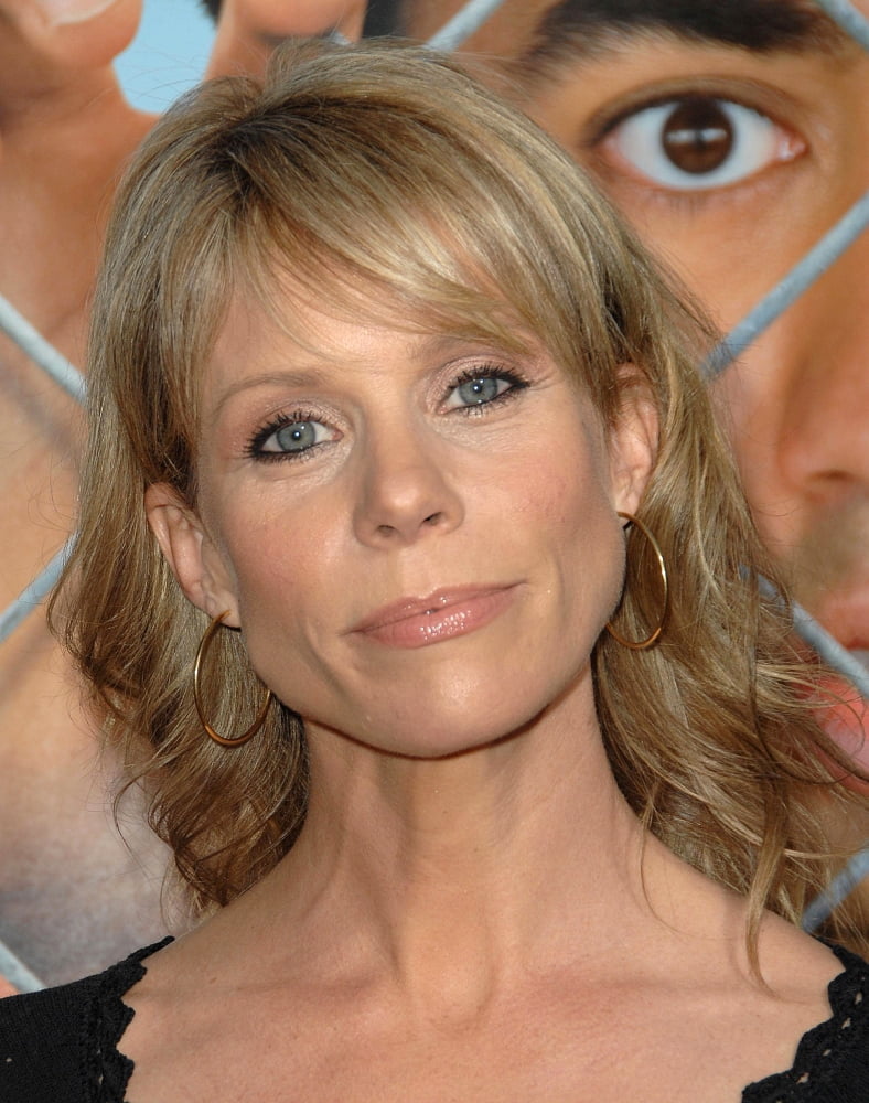 Cheryl Hines At Arrivals For Harold And Kumar Escape From Guantanamo ...