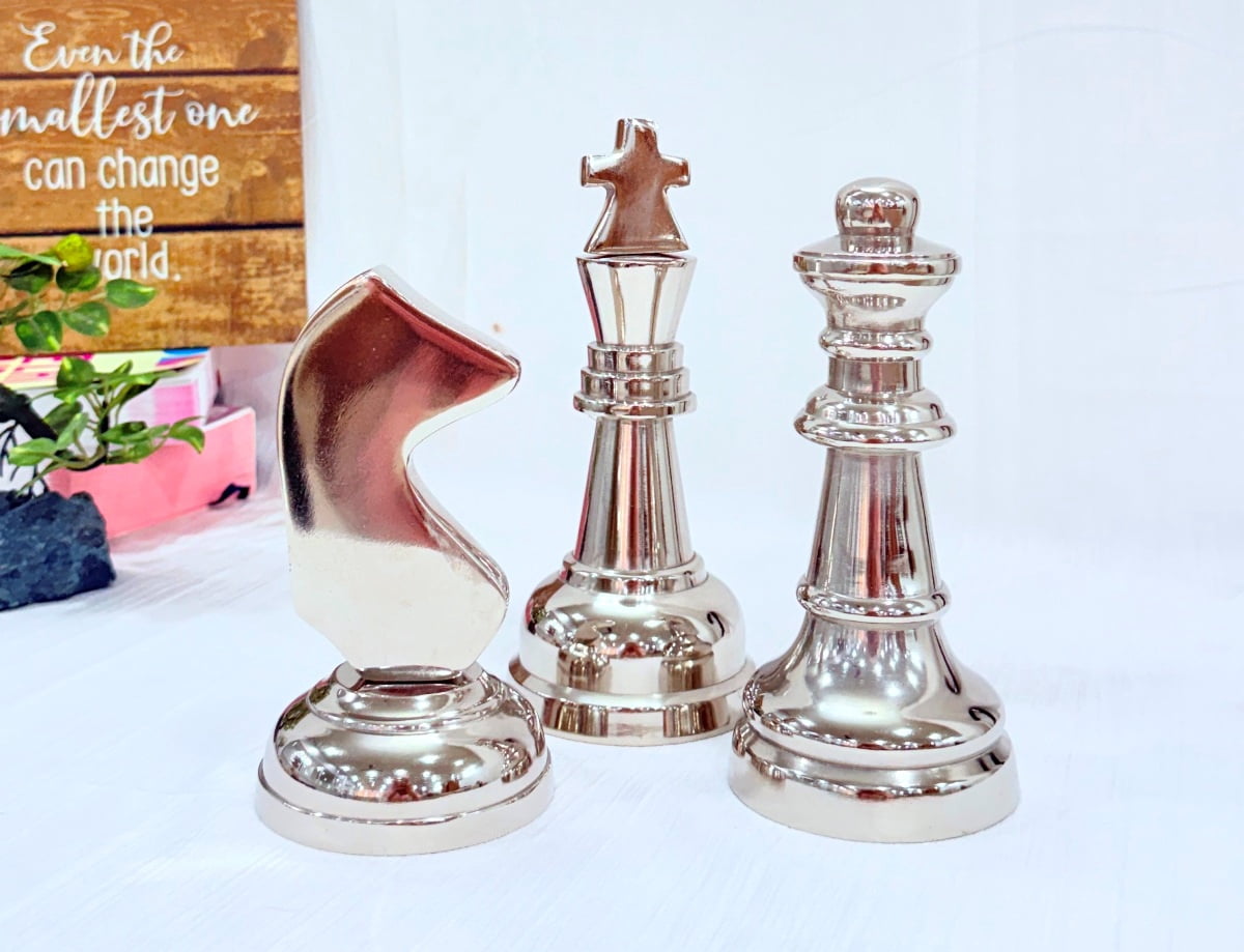 Chess Set Statue 3 Pieces Chess Set Unique Chess Pieces Gift for Chess ...