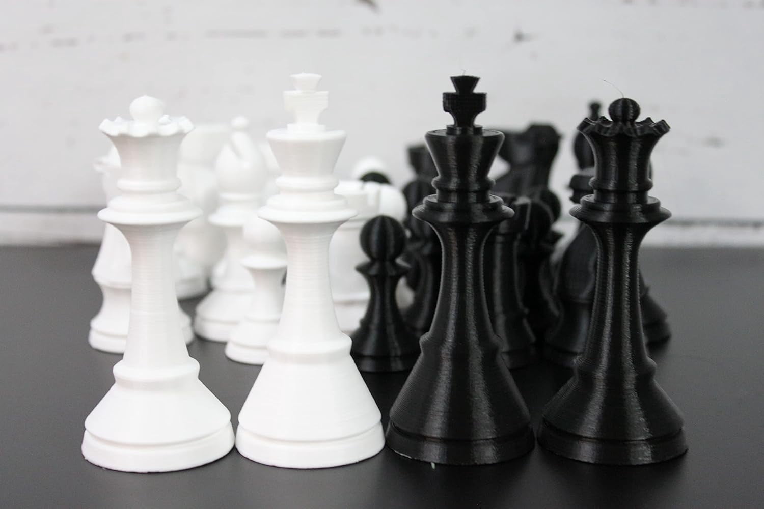 Chess Traditional Staunton Chess Pieces | White & Black Full Set ...